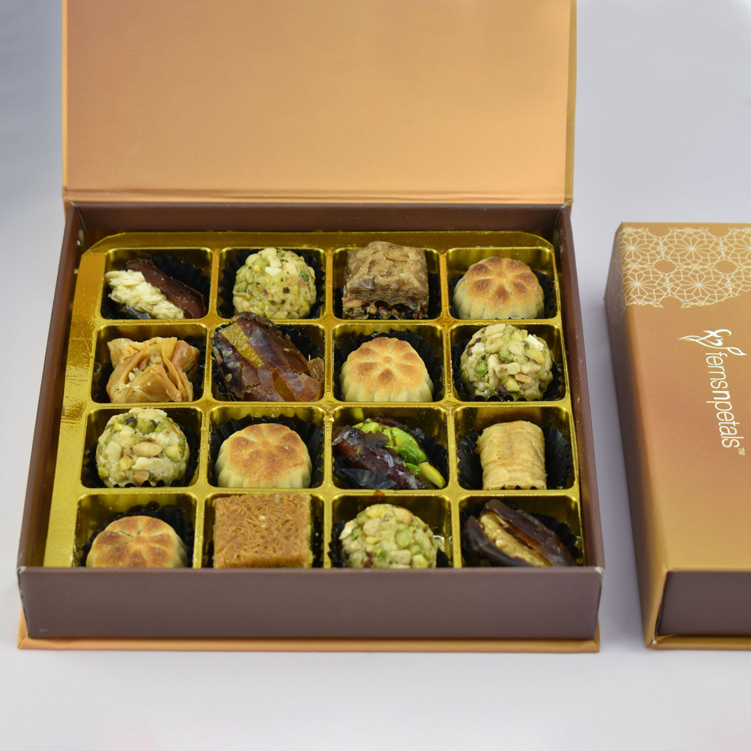 Order Assorted Arabic Sweets n Dates Box Online | Same-Day Delivery UAE ...