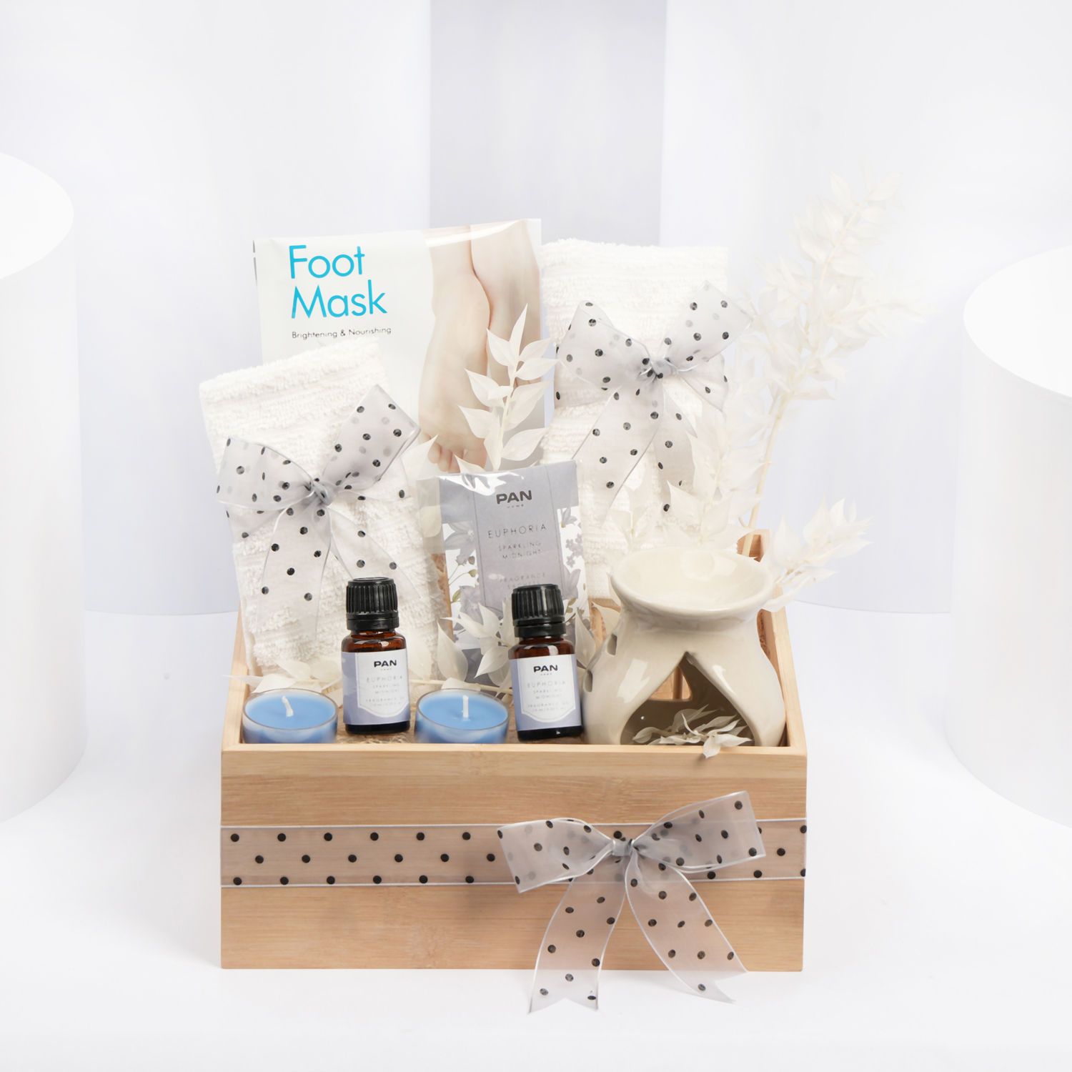Online Aromatherapy Gift Set Gift Delivery in UAE - FNP