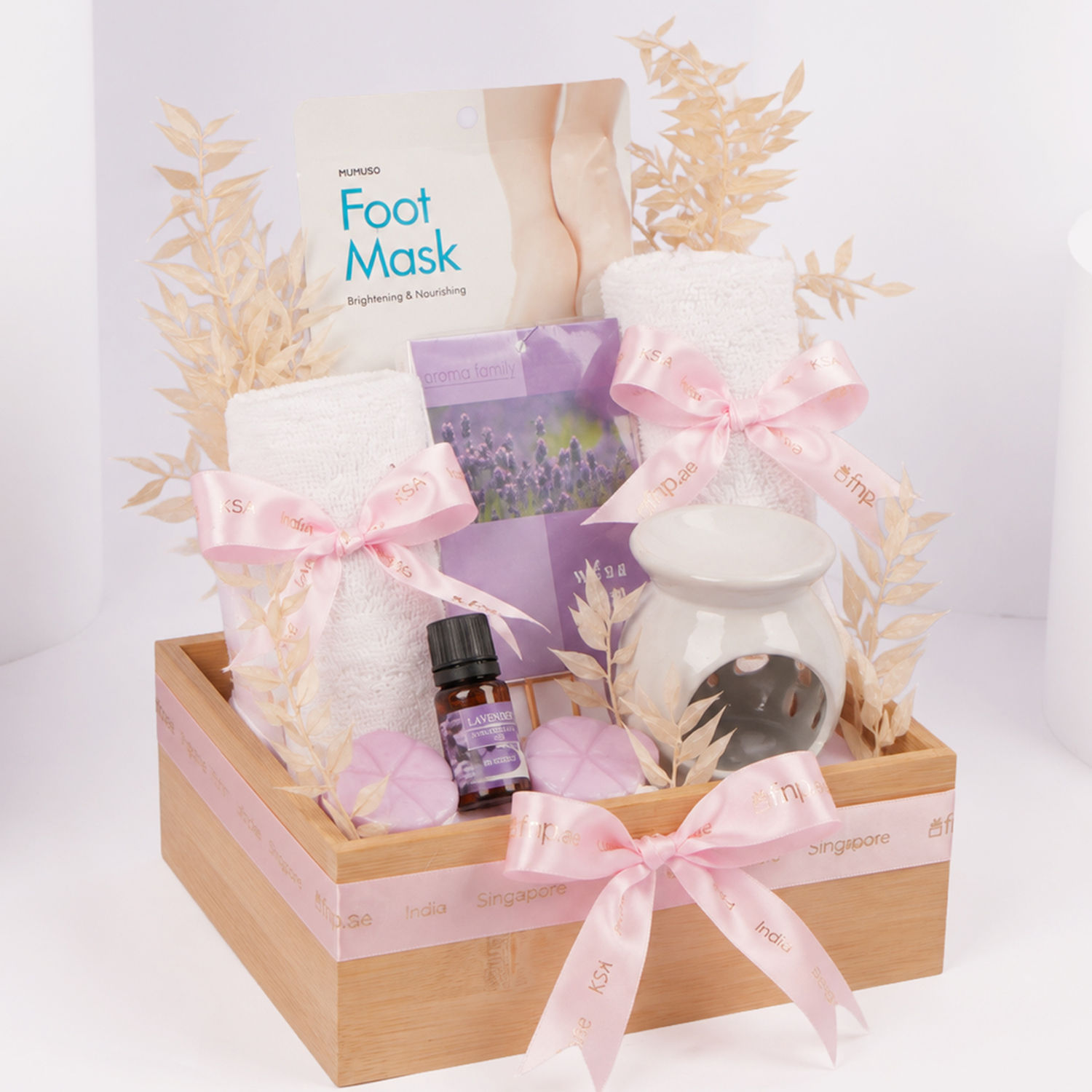 Online Aromatherapy Gift Set Gift Delivery in UAE - FNP