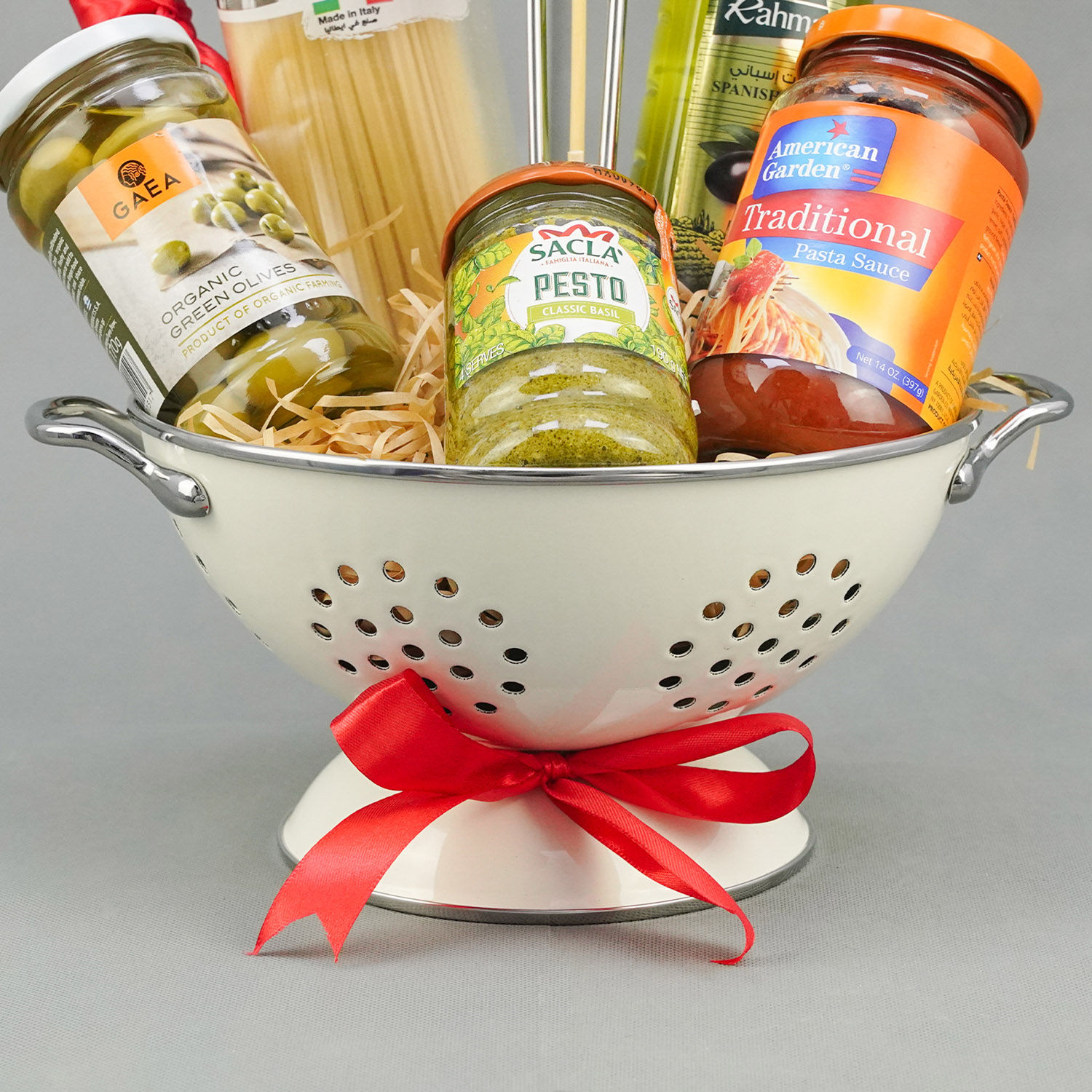 Order Master Chef Pasta Hamper Online | Same-Day Delivery UAE - Fnp.ae