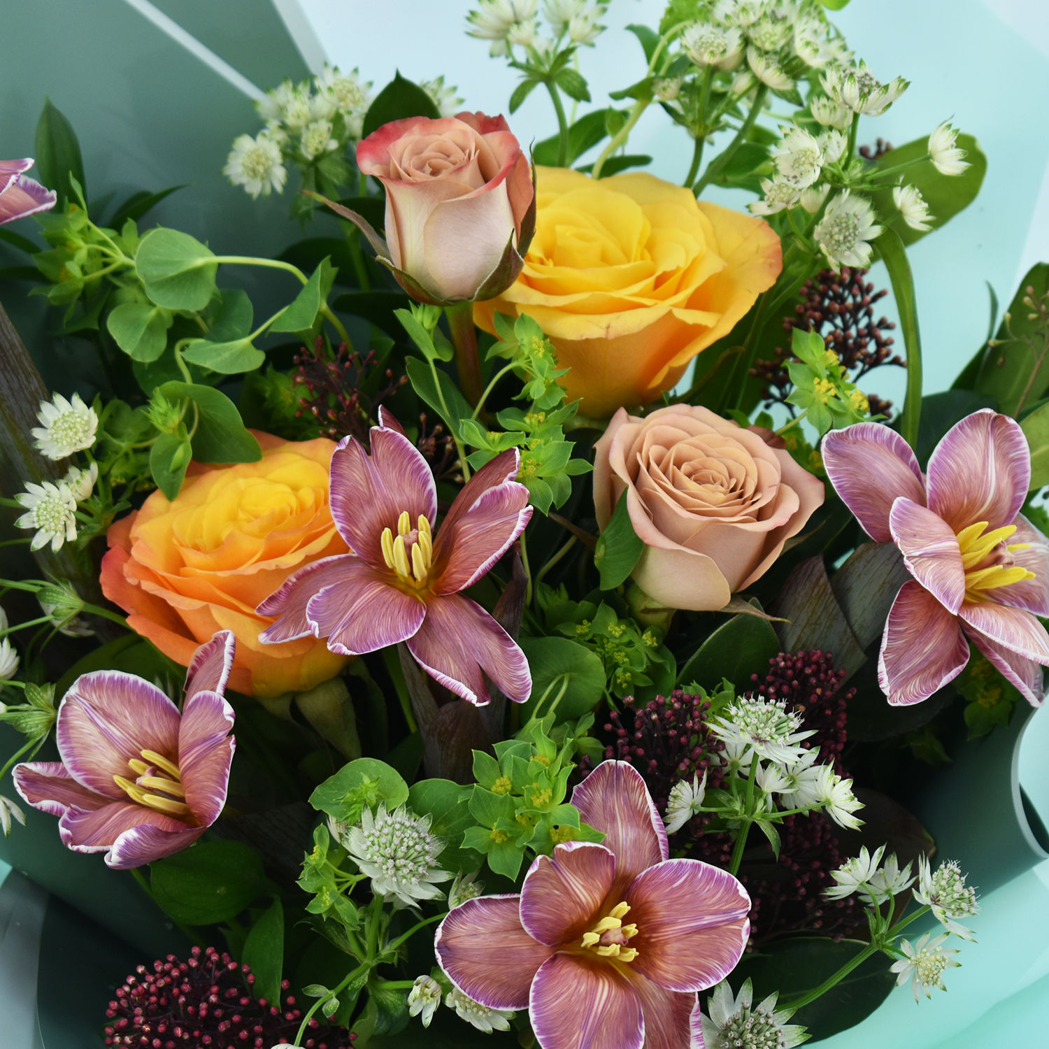 Order Beautiful Mix Flowers Bouquet Online | Same-Day Delivery UAE - Fnp.ae