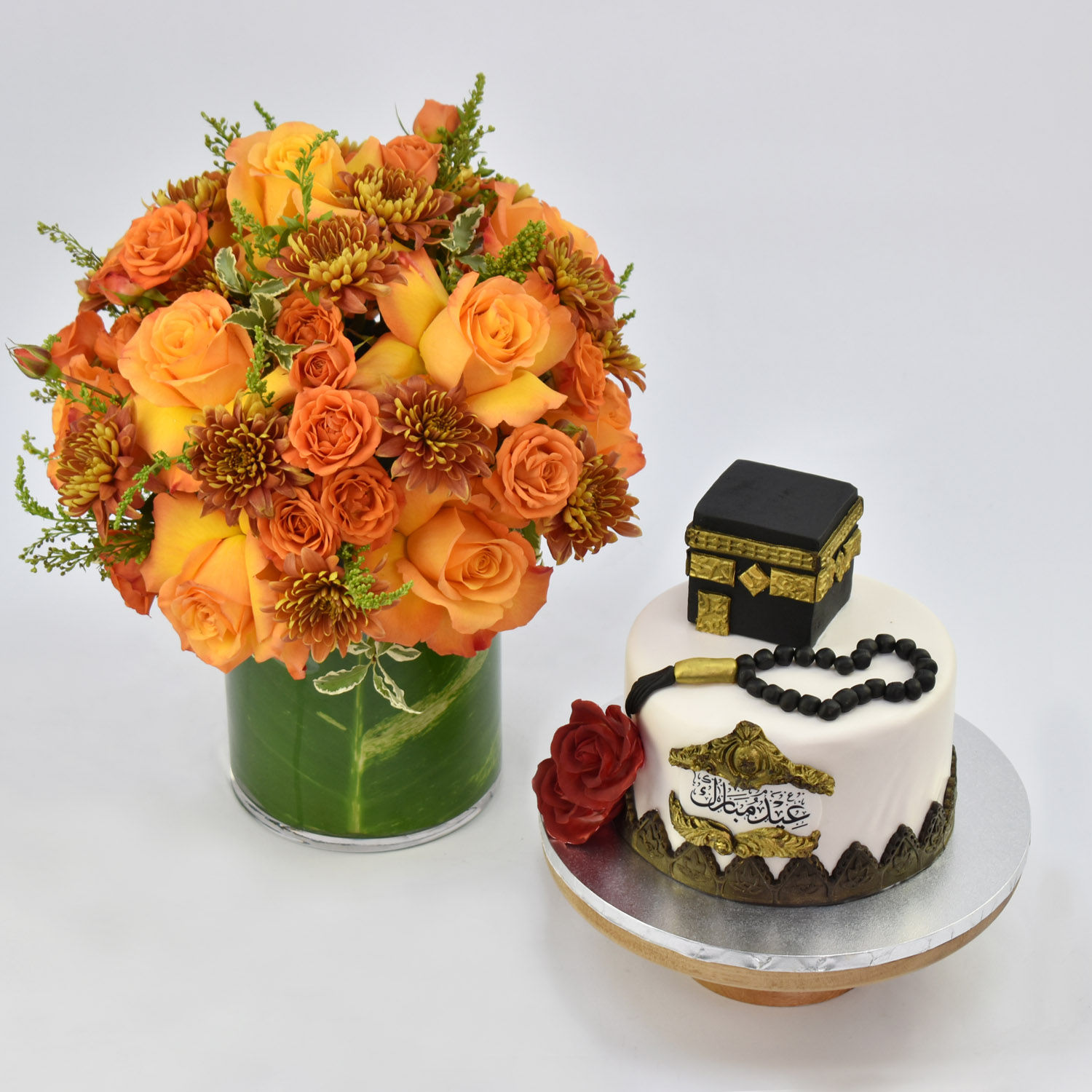 Order Hajj Mubarak Vanilla Cake With Flowers Online | Same-Day Delivery ...