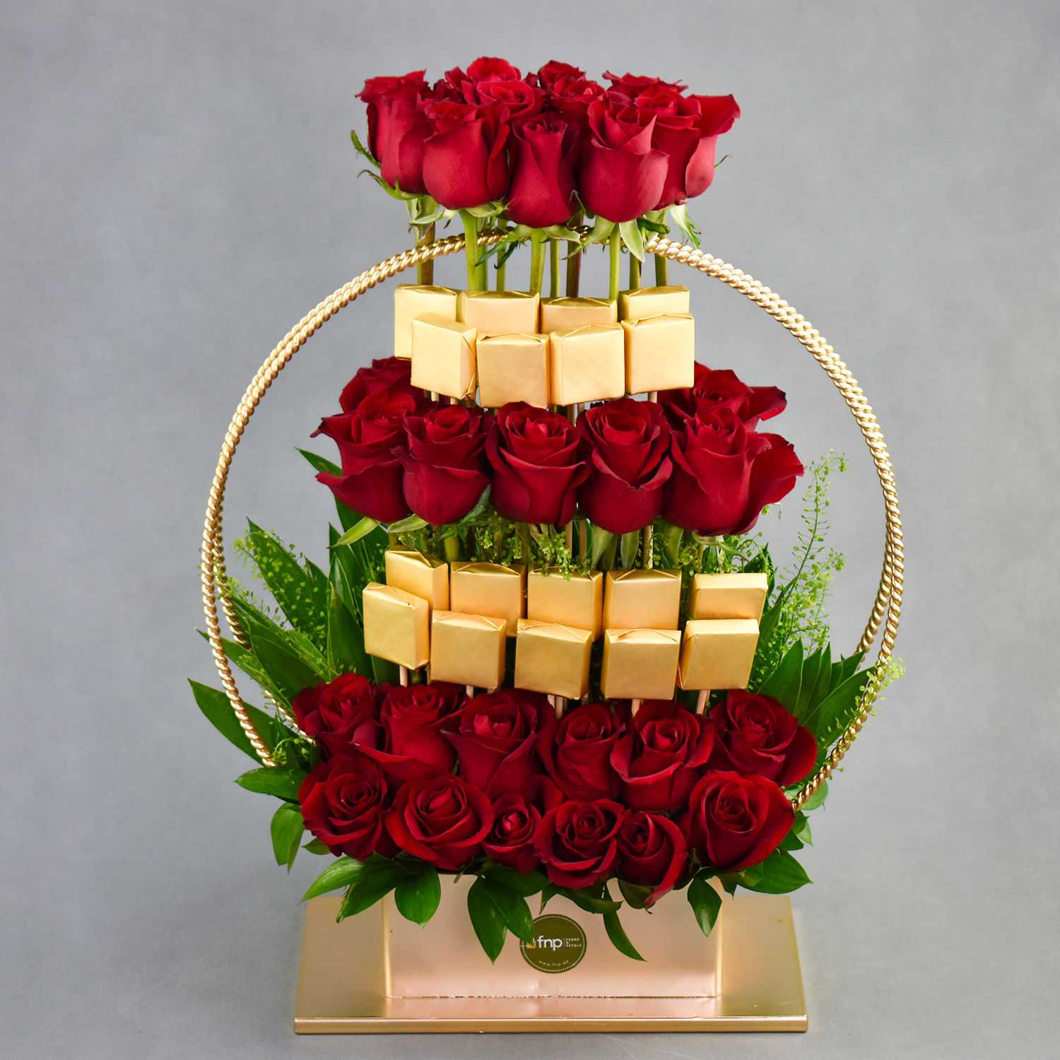 Order Red Roses and Chocolates Online | Same-Day Delivery UAE - Fnp.ae