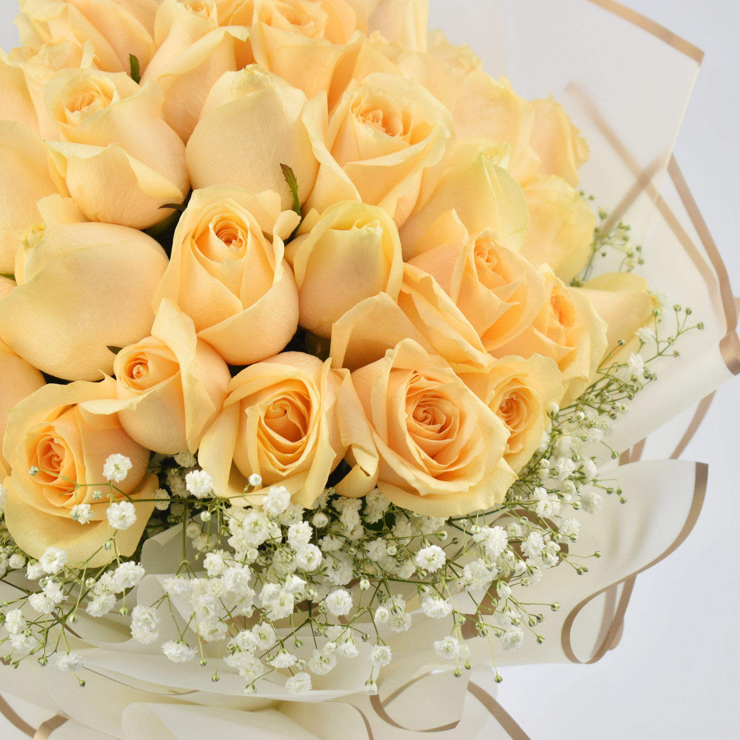 Order 35 Peach Roses Designer Bouquet Online | Same-Day Delivery UAE ...