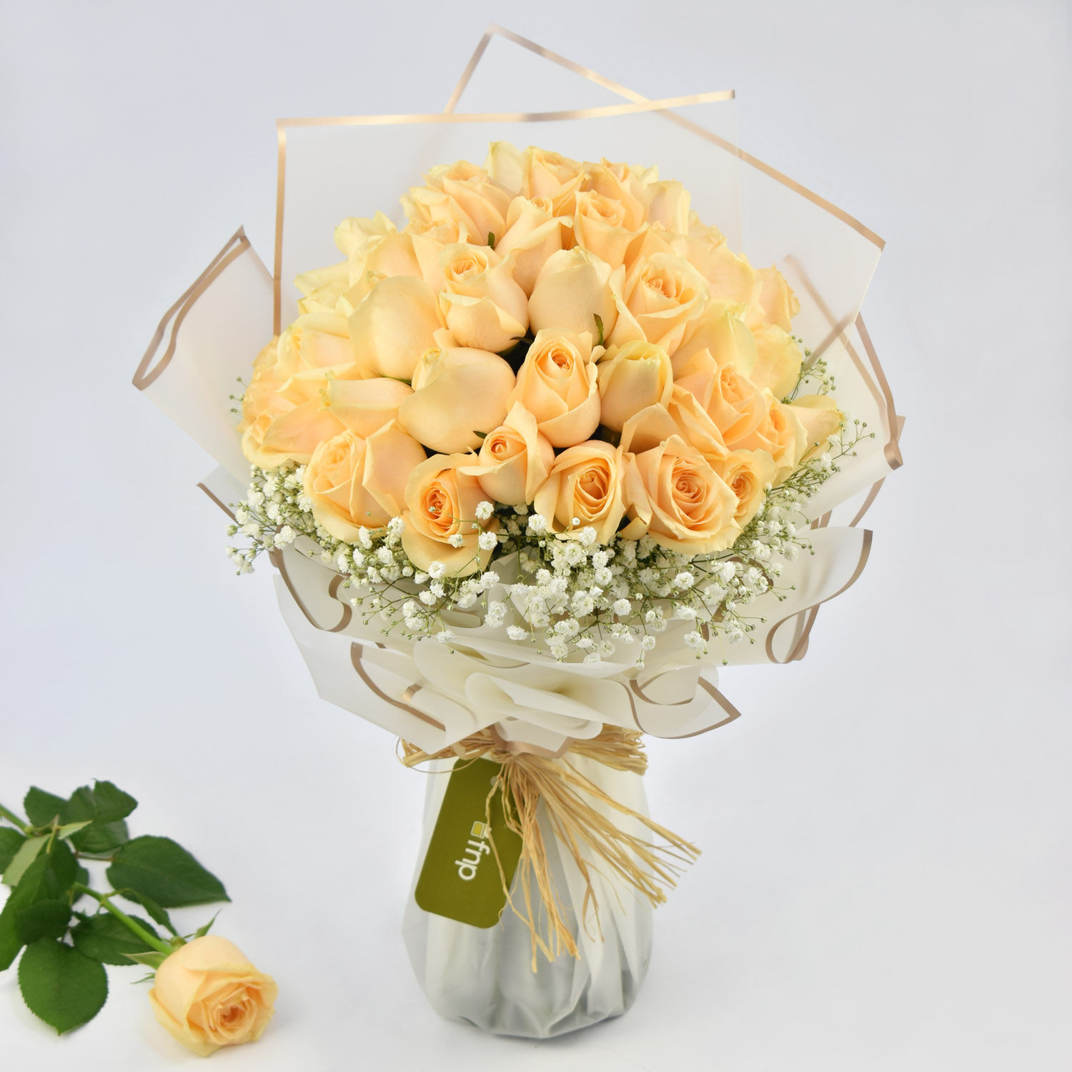 Order 35 Peach Roses Designer Bouquet Online | Same-Day Delivery UAE ...