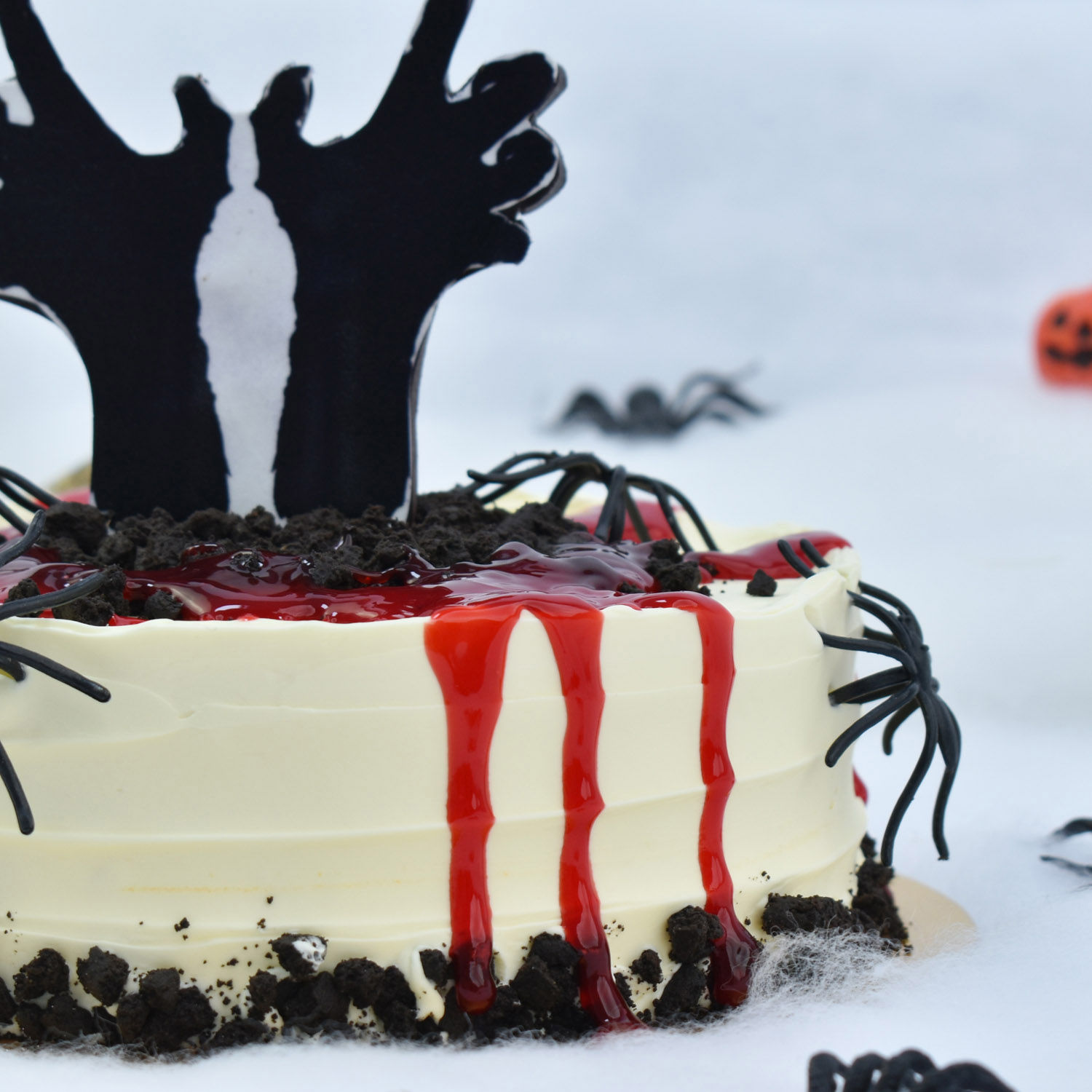 Order Evil Halloween Cake Half Kg Online | Same-Day Delivery UAE - Fnp.ae