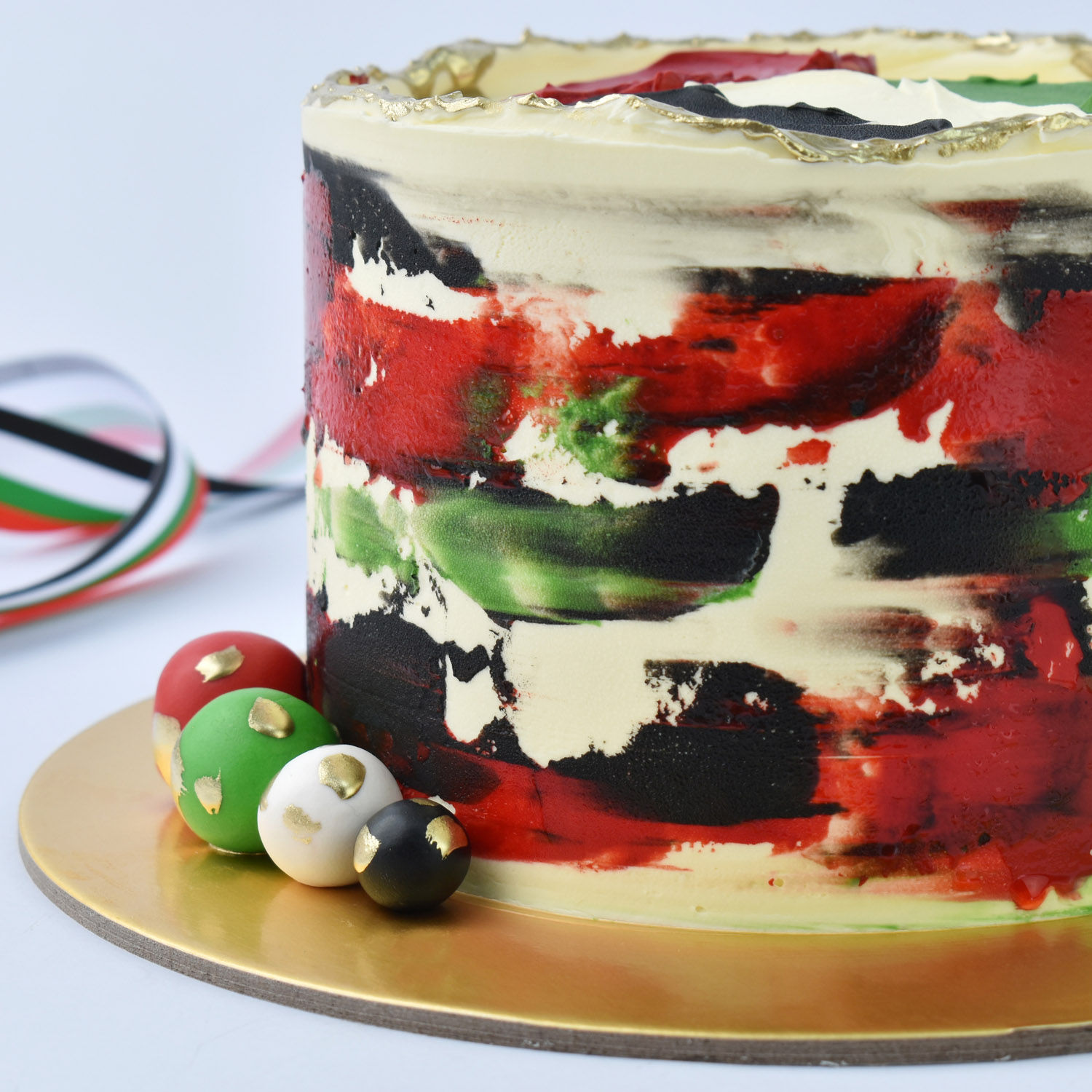 Order Love UAE Scrumptious Cake Online | Same-Day Delivery UAE - Fnp.ae