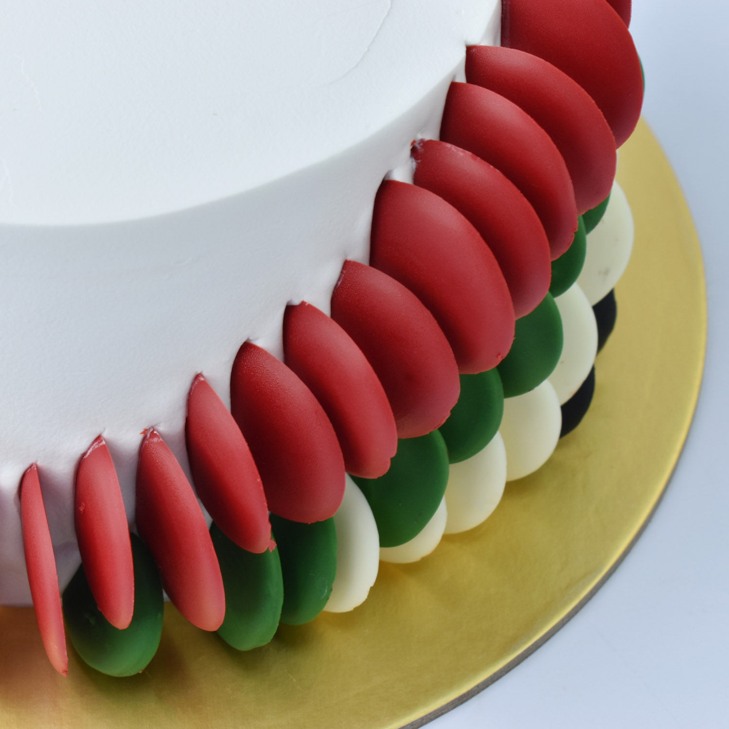 Order UAE Flag Color Delicious Cake Online | Same-Day Delivery UAE - Fnp.ae
