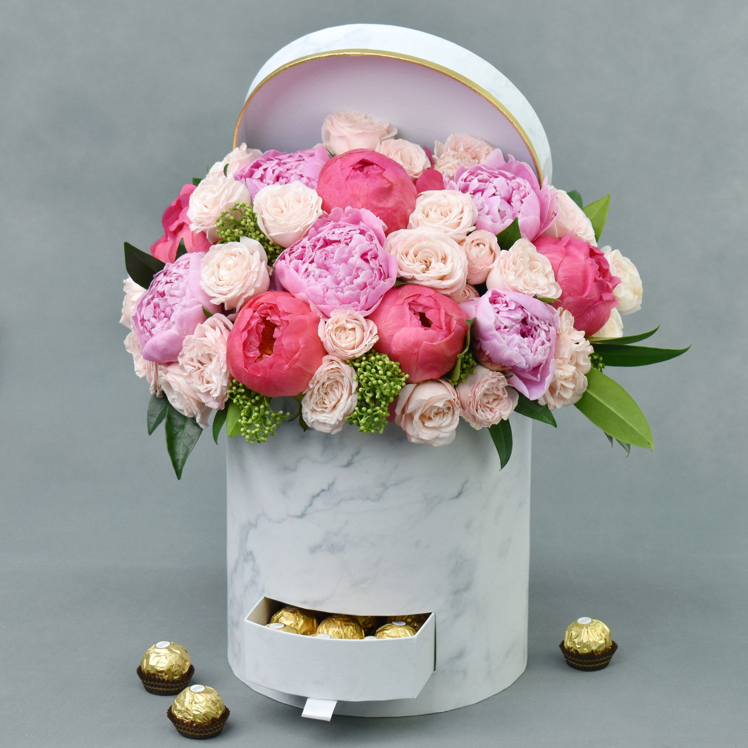 Online Celestial Peonies Gift Delivery in UAE - FNP