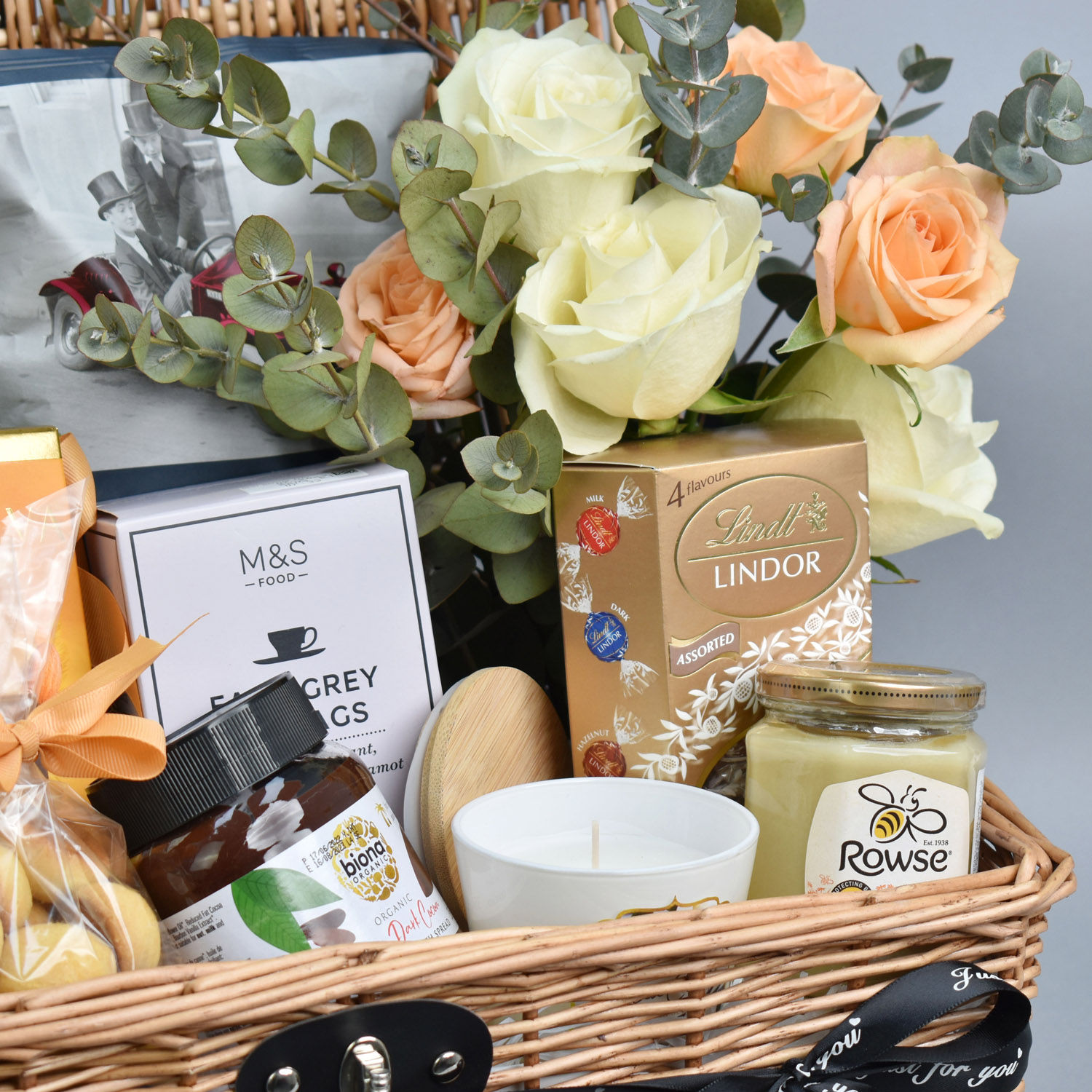 Order Basket of Indulgence Online | Same-Day Delivery UAE - Fnp.ae