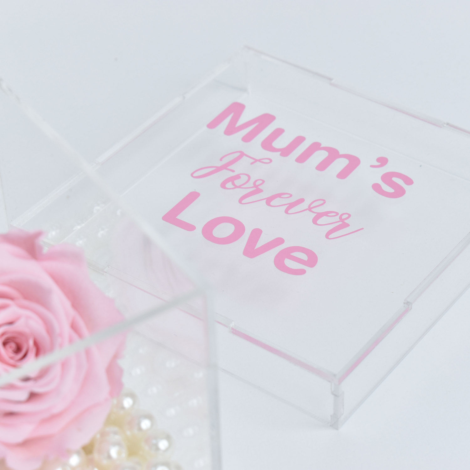 Online Moms Forever Love Box Gift Delivery in UAE - FNP