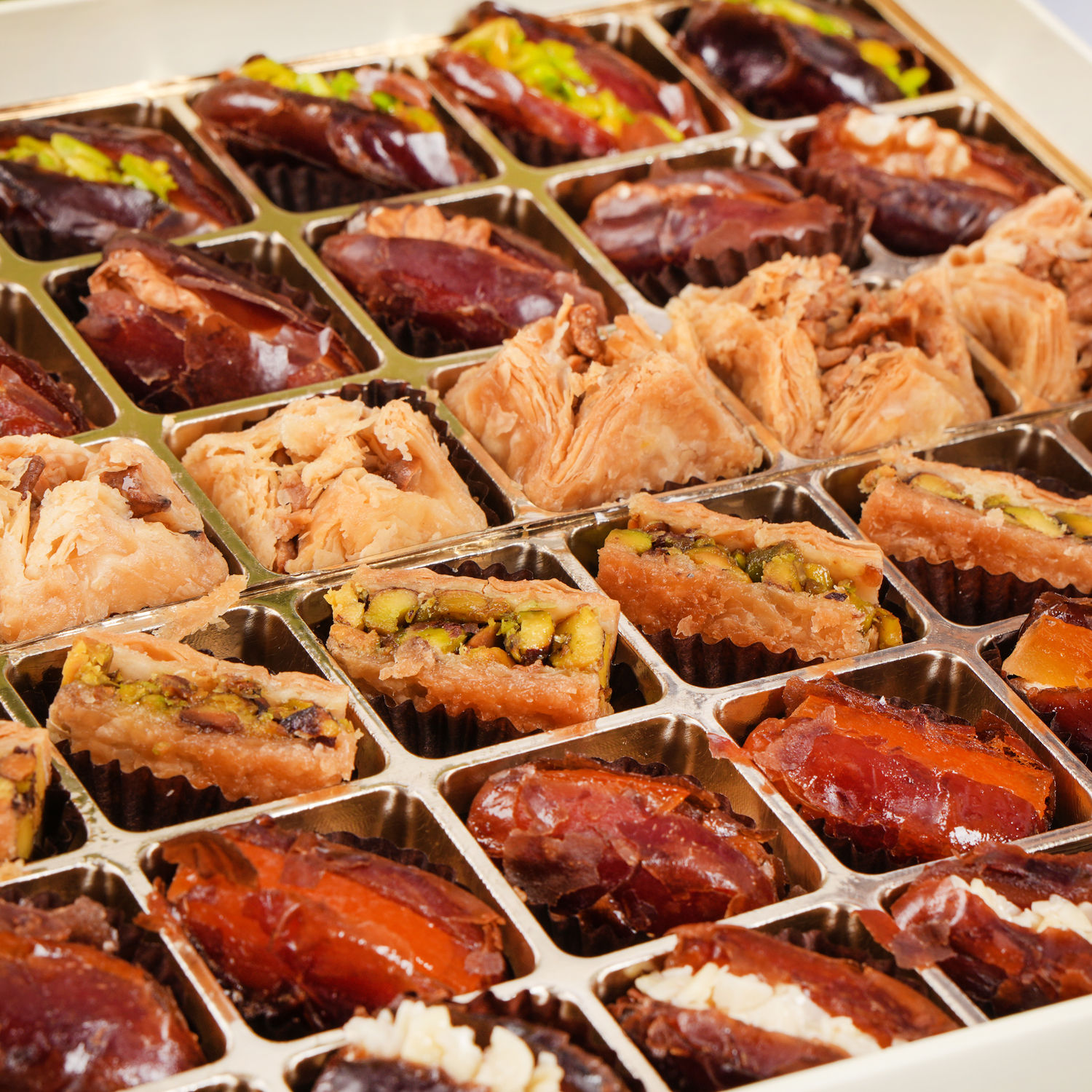 Online Filled Dates and Baklava Large Box Gift Delivery in UAE - FNP