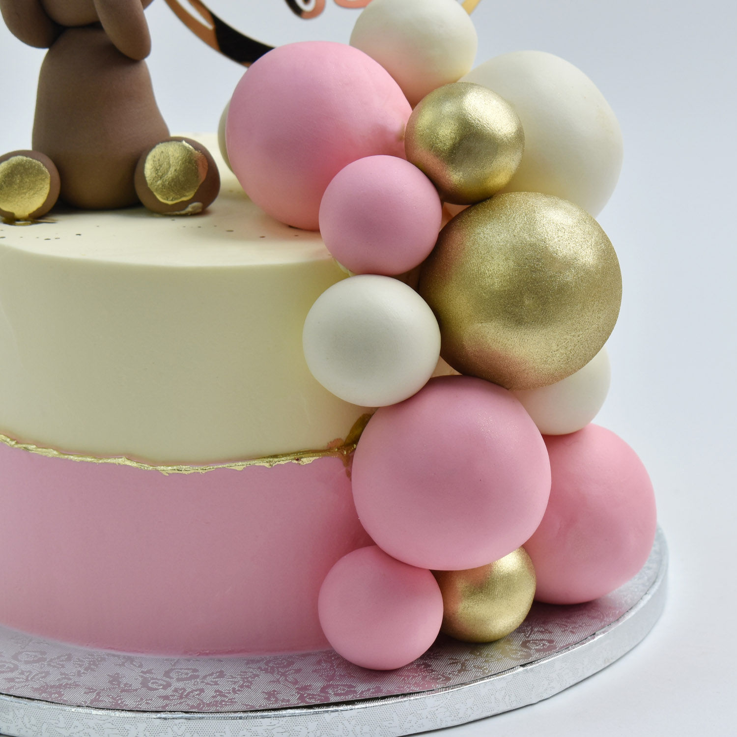 Order Yummy Teddy Chocolate Cake Online | Same-Day Delivery UAE - Fnp.ae