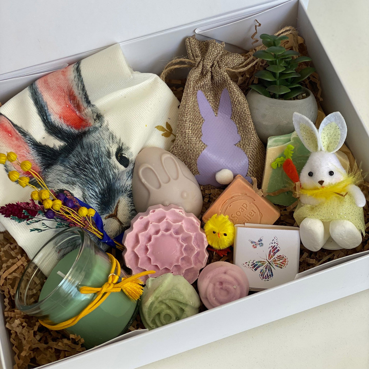 Order Easter Box Online | Same-Day Delivery UAE - Fnp.ae