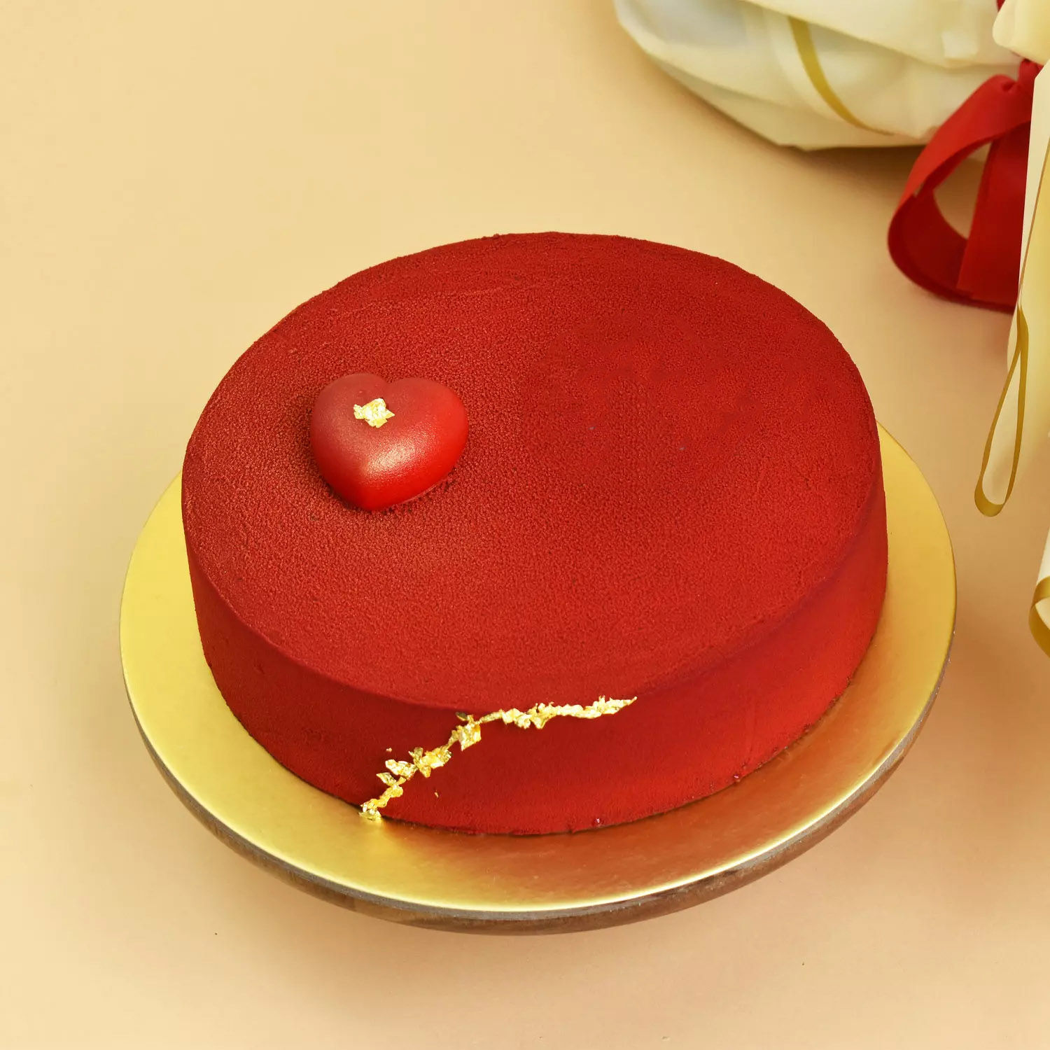 Order 50 Valentine Roses Bouquet And Cake Online | Same-Day Delivery ...