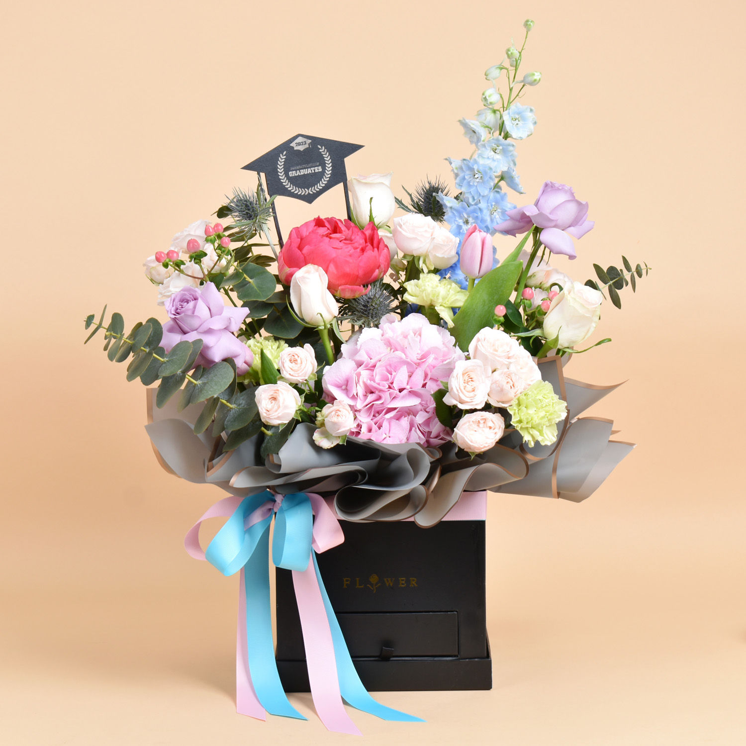 Order Congrats Graduate Flowers Online | Same-Day Delivery UAE - Fnp.ae