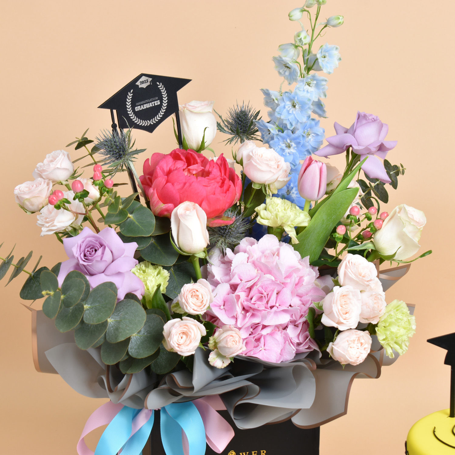 Order Congrats Graduate Flowers and Cake Online | Same-Day Delivery UAE ...