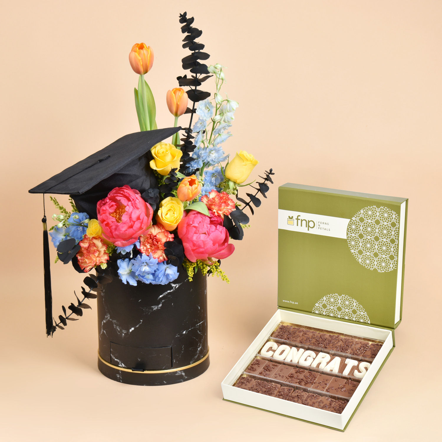 Order Graduation Hat Box Flowers and Chocolates Online | Same-Day ...