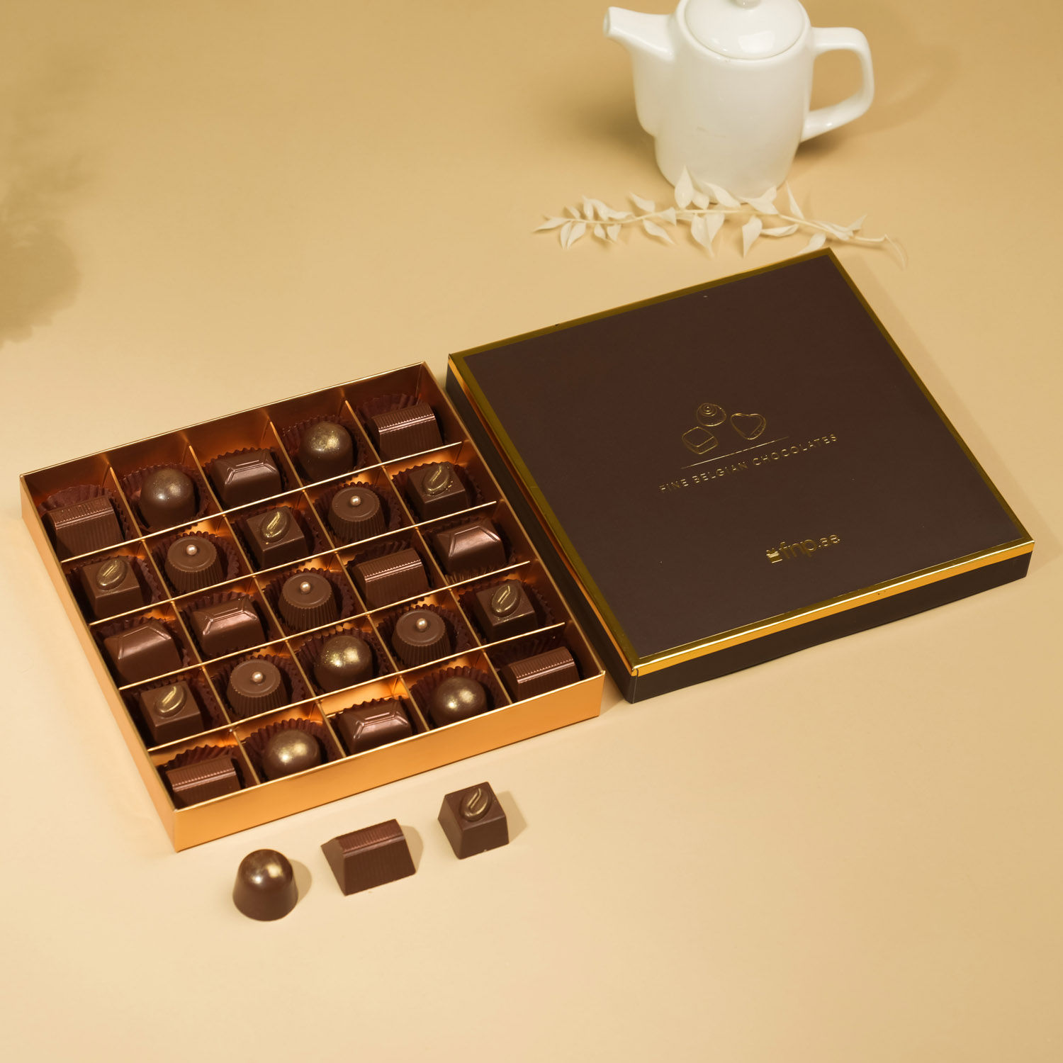 Order Creamy Crunch Chocolate Box Of 25 Online | Same-Day Delivery UAE ...