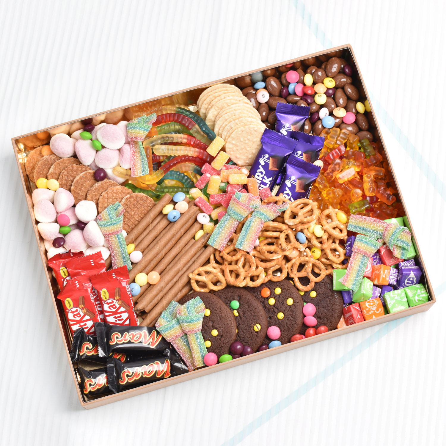 Order Munchies Snck Box Online | Same-Day Delivery UAE - Fnp.ae