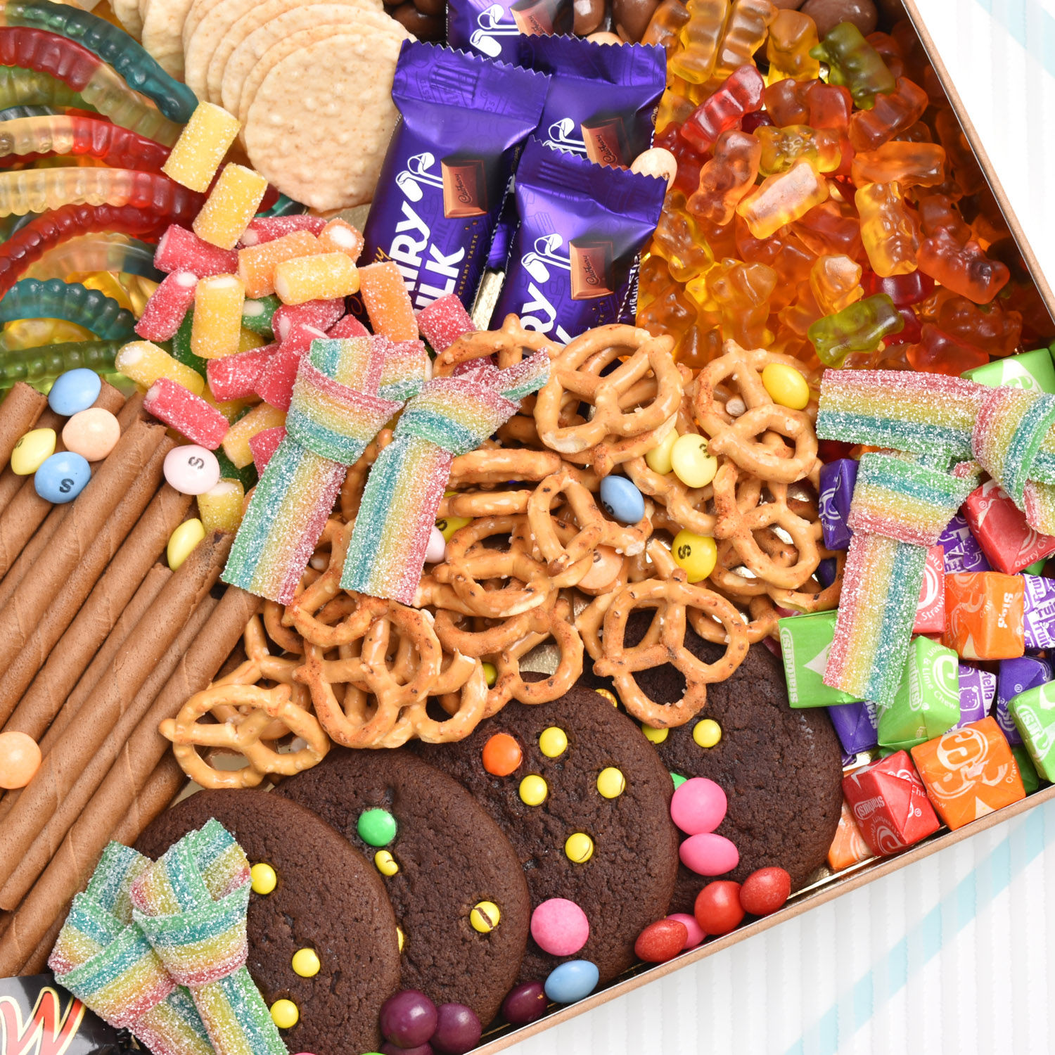 Order Munchies Snck Box Online | Same-Day Delivery UAE - Fnp.ae