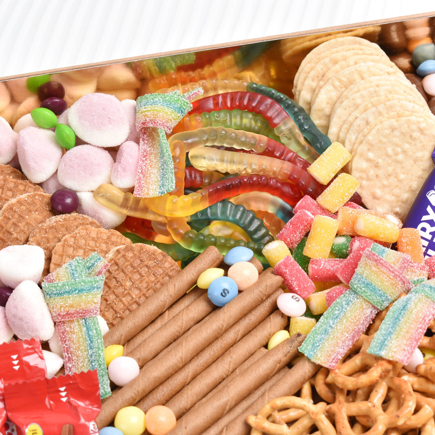 Order Munchies Snck Box Online | Same-Day Delivery UAE - Fnp.ae