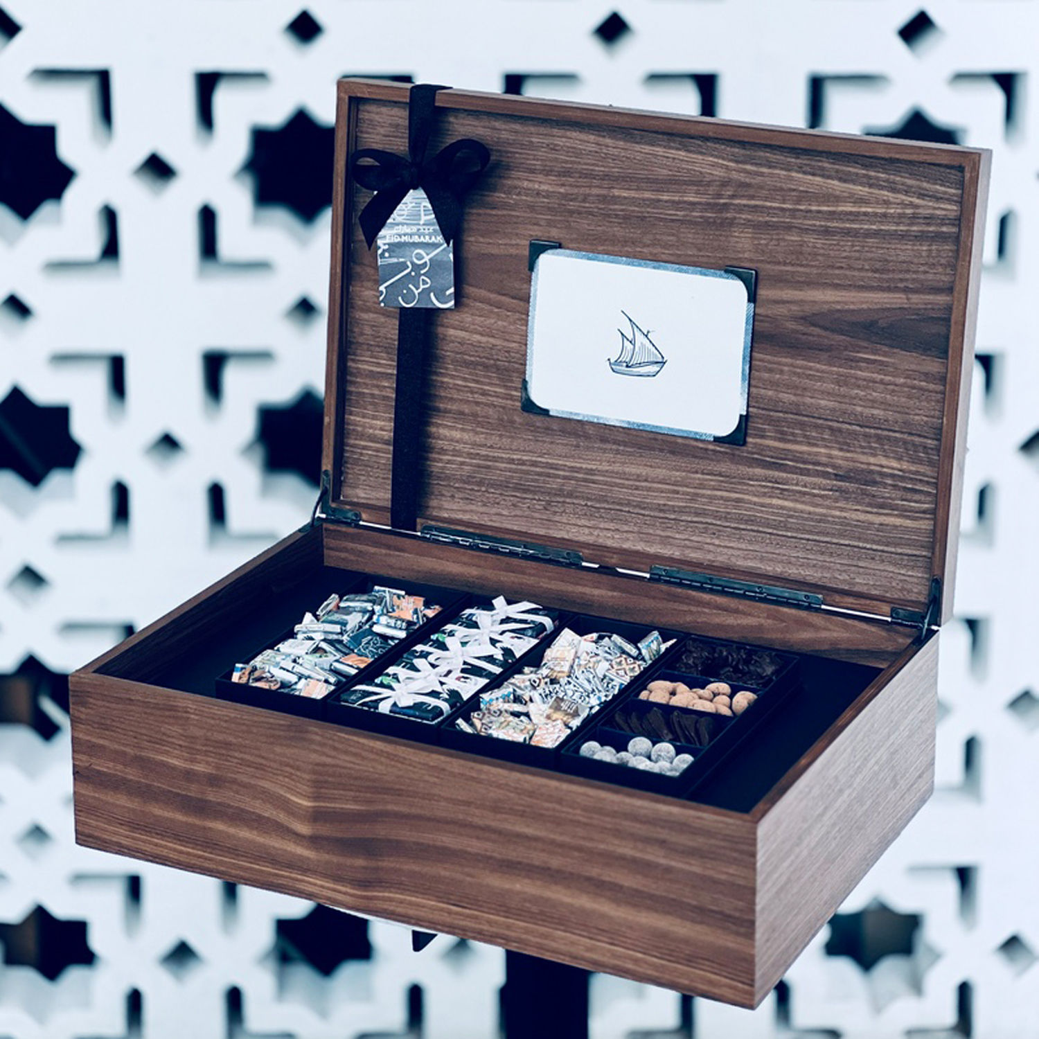 Online Naham Treasure Box By Mirzam Gift Delivery in UAE - FNP