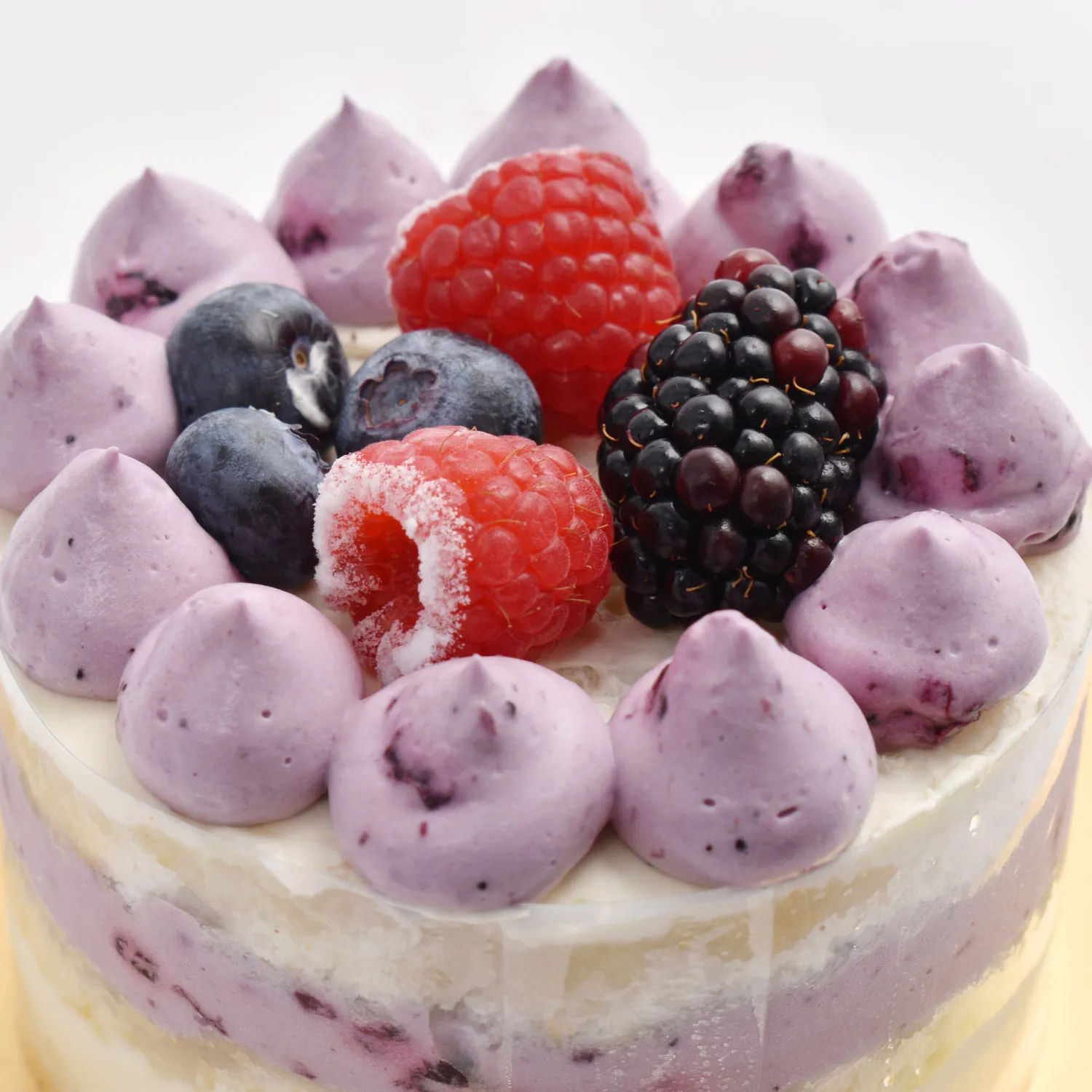 Online Blueberry Mono Cake Gift Delivery in UAE - FNP