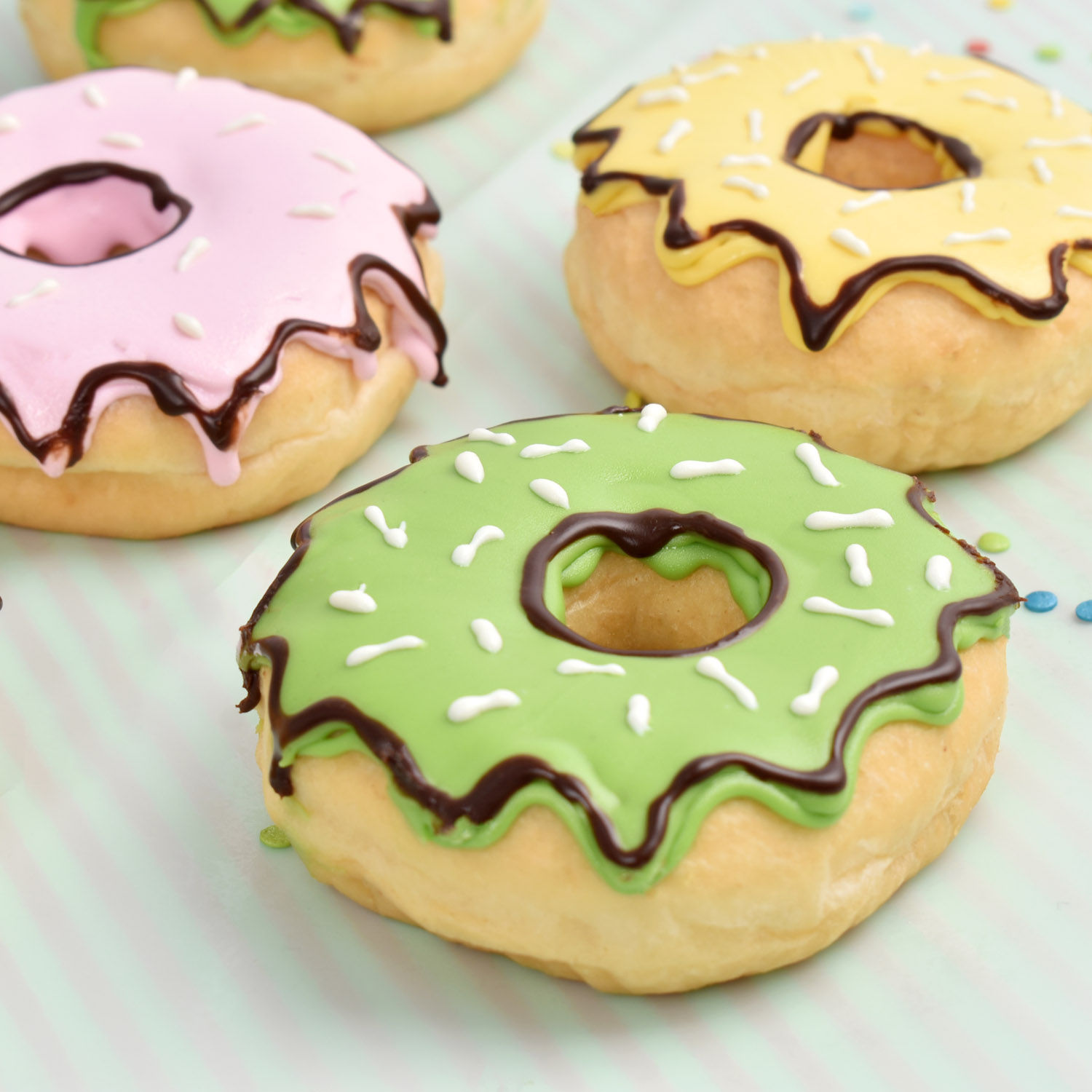 Online 2D Shaped Design Donuts Gift Delivery in UAE - FNP