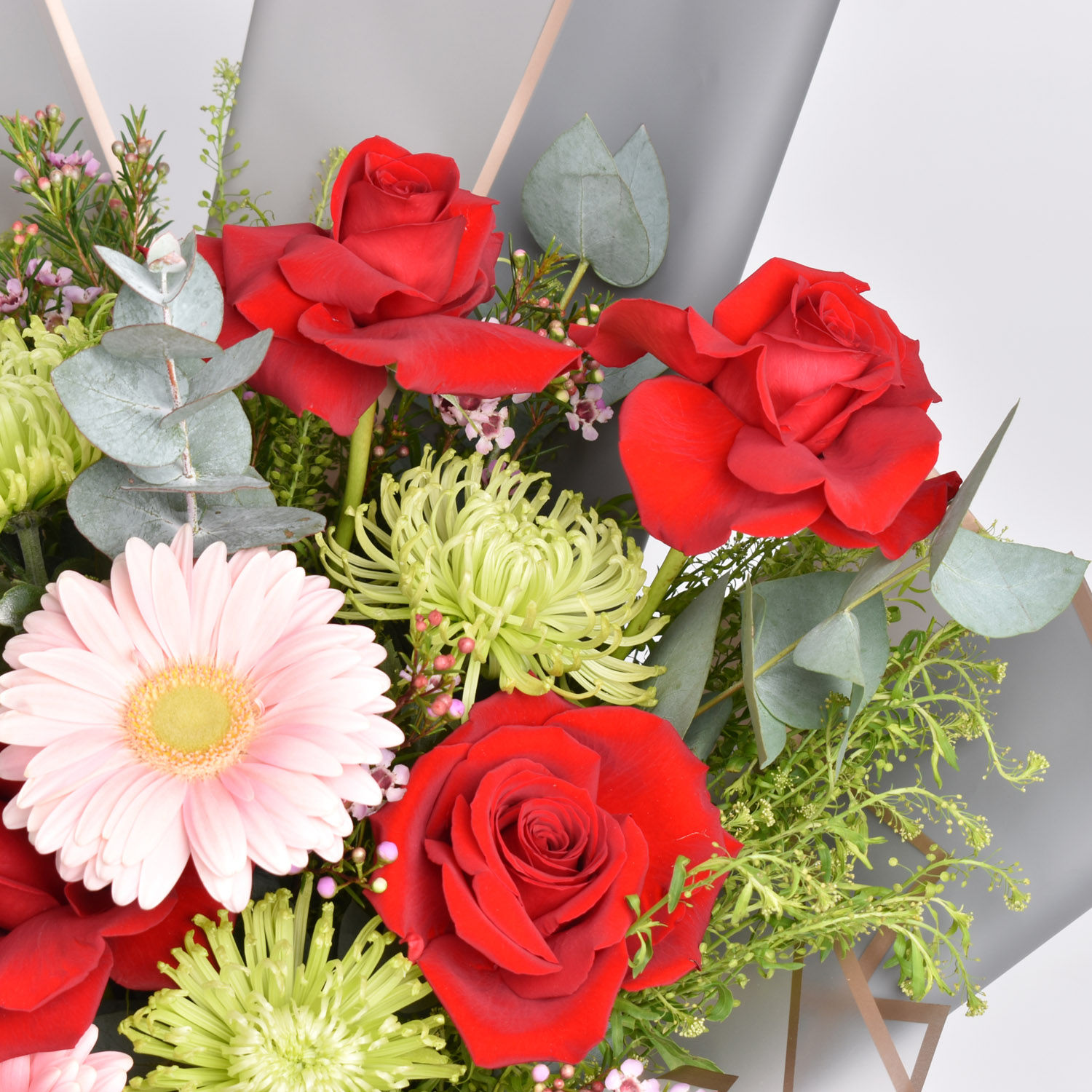 Order Birthday Love Flowers Bouquet Online | Same-Day Delivery UAE - Fnp.ae