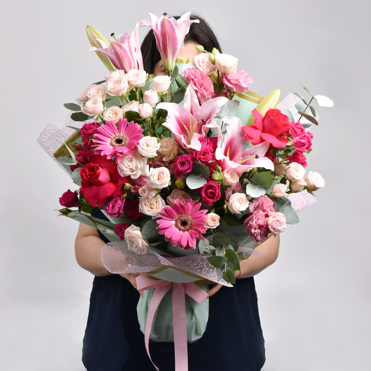 Order Pink Beauty Mix Flowers Grand Bouquet Online | Same-Day Delivery ...