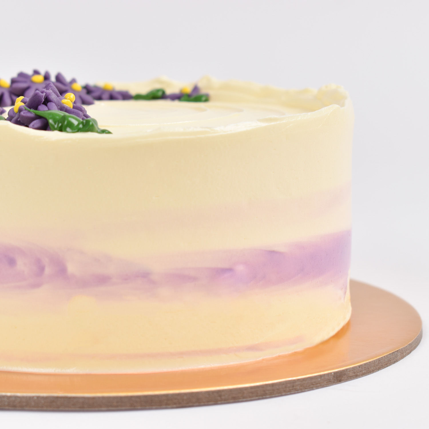 Order Purple Aster Flowers Chocolate Cake Half Kg Online | Same-Day ...