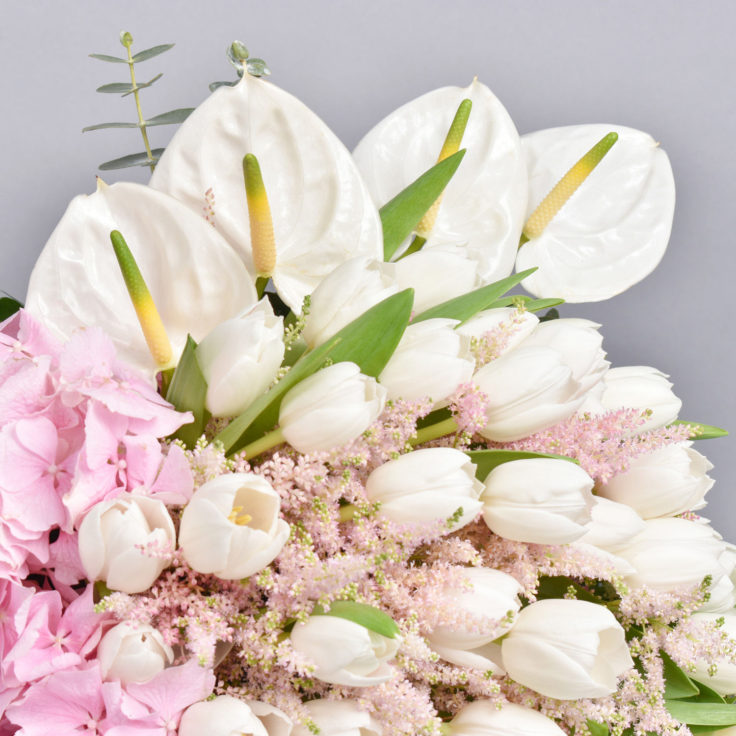 Order Flowers Luxe Online | Same-Day Delivery UAE - Fnp.ae
