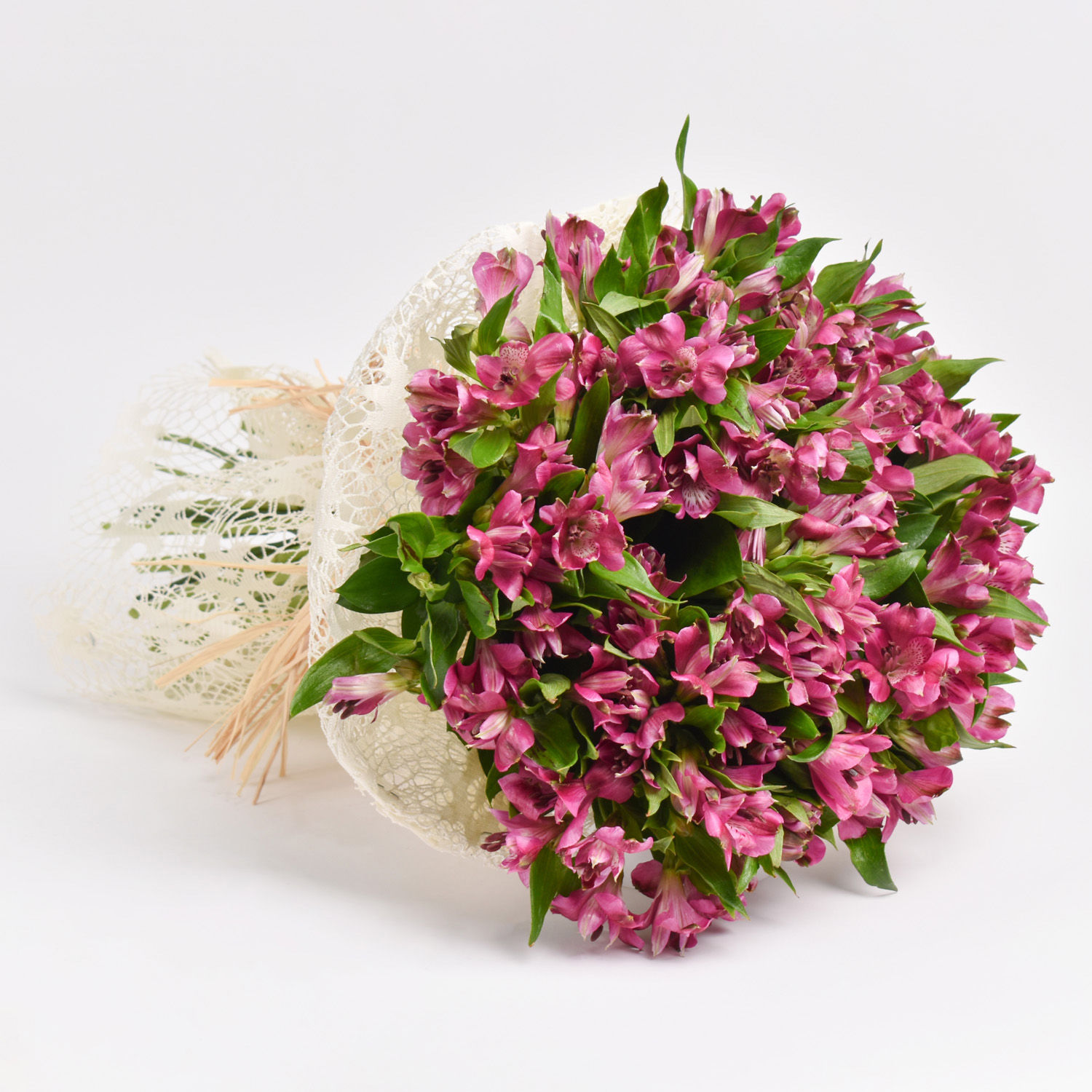 Order Purple Peruvian Lily Bouquet Online | Same-Day Delivery UAE - Fnp.ae