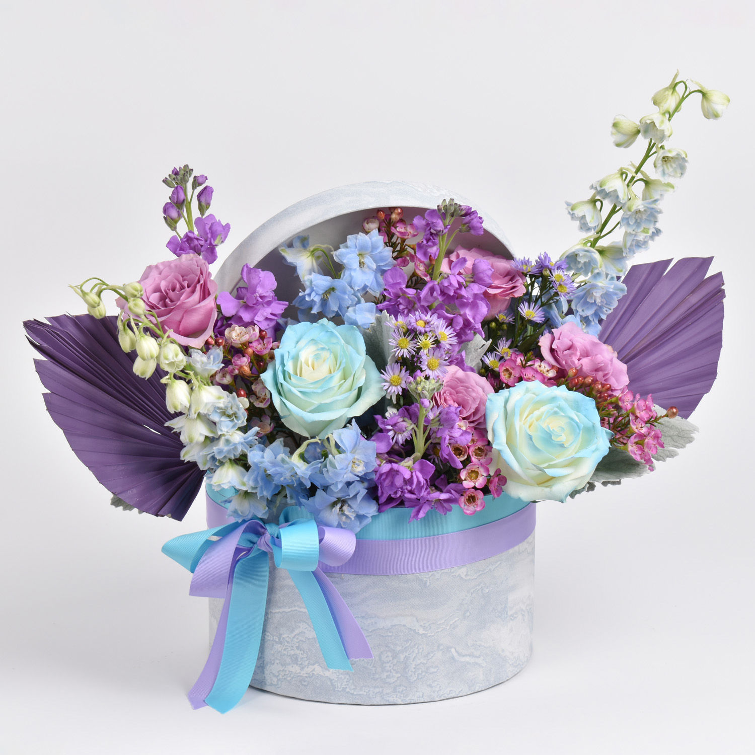 Order The Blue Flower Box Online | Same-Day Delivery UAE - Fnp.ae