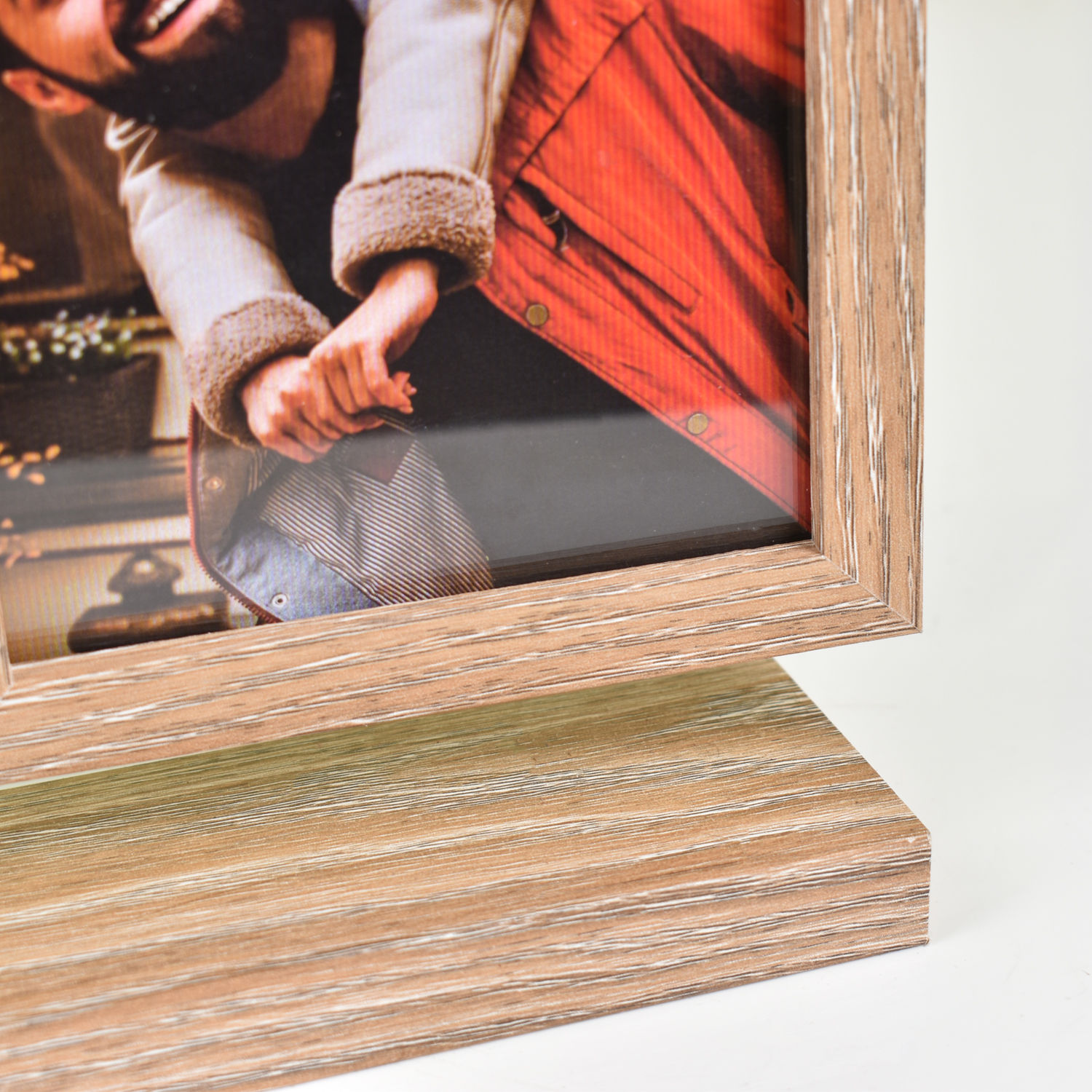 Order Personalized Hanging Frame Online | Same-Day Delivery UAE - Fnp.ae