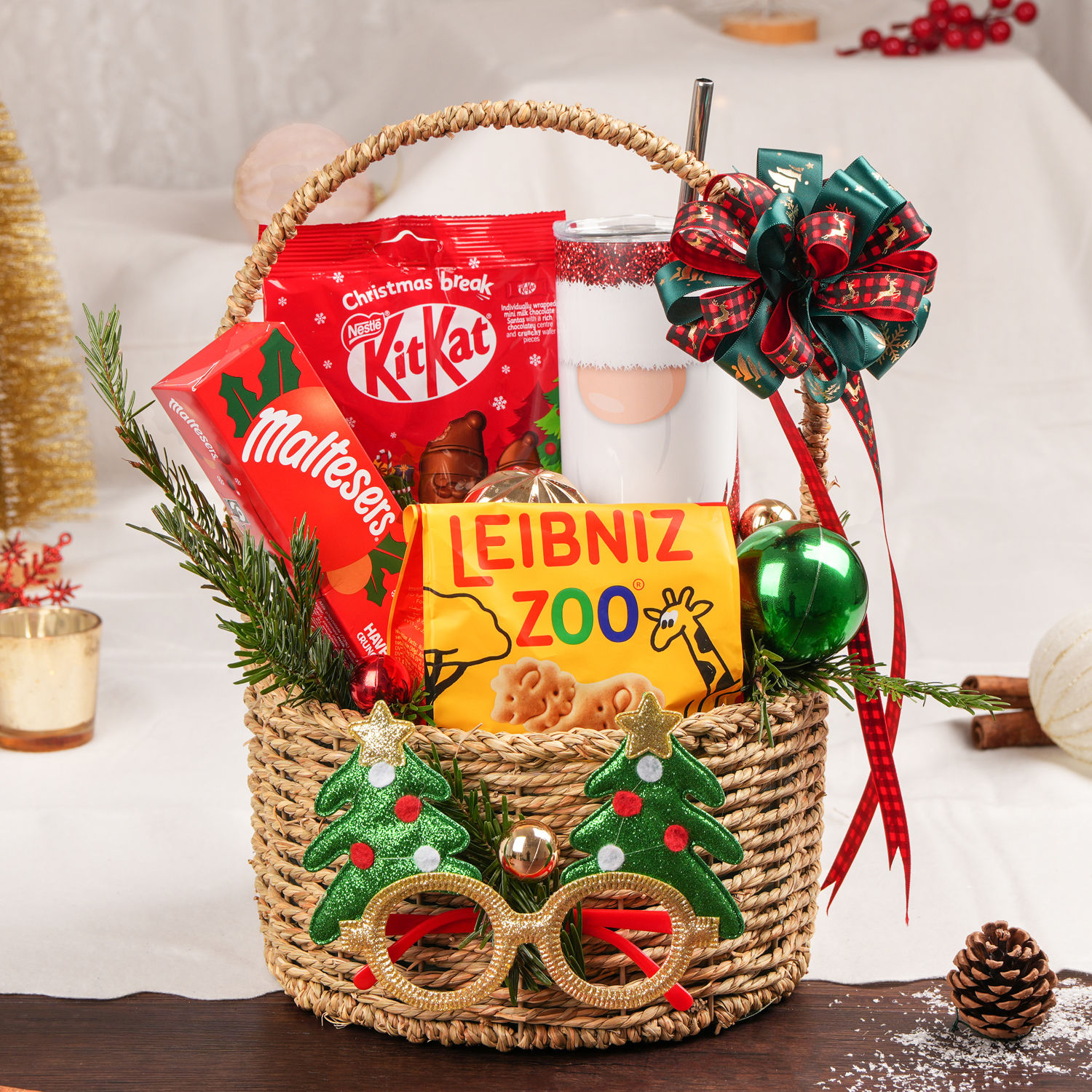 Order Secret Santa Basket For Kids Online | Same-Day Delivery UAE - Fnp.ae