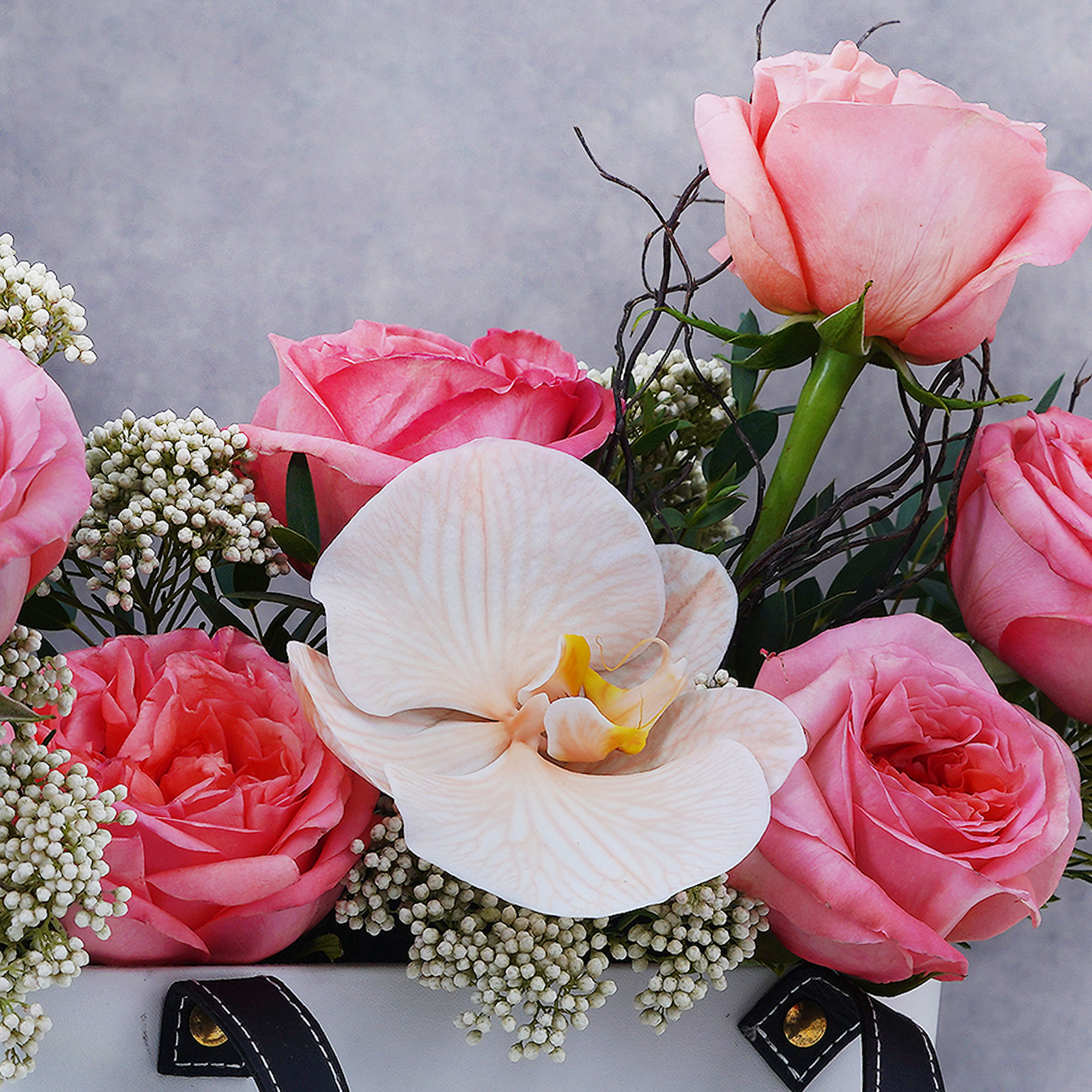 Order Bag of Roses Online | Same-Day Delivery UAE - Fnp.ae