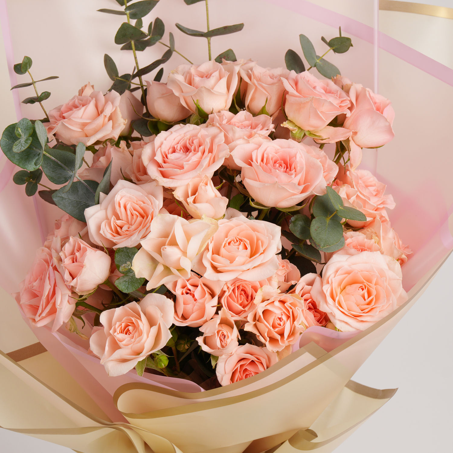 Order Peachy Blushes Rose Bouquet Online | Same-Day Delivery UAE - Fnp.ae