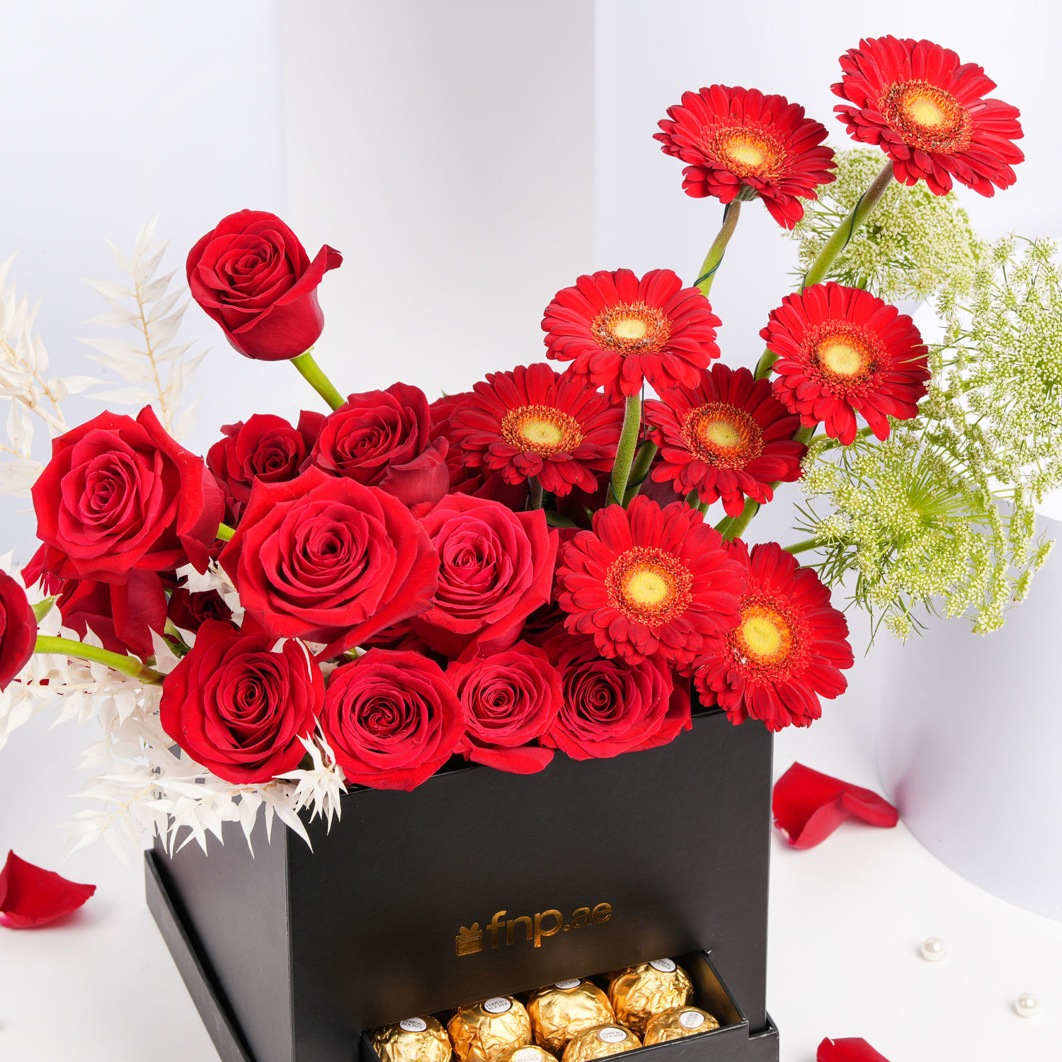Order Endless Love Flowers and Chocolates Box Online | Same-Day ...