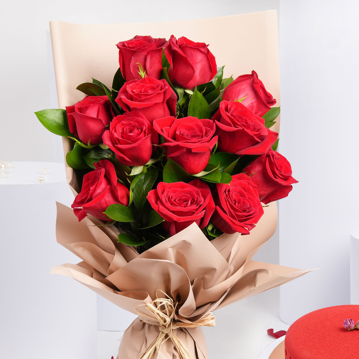 Order Love Expression 12 Roses Bouquet With Chocolate Cake Online ...