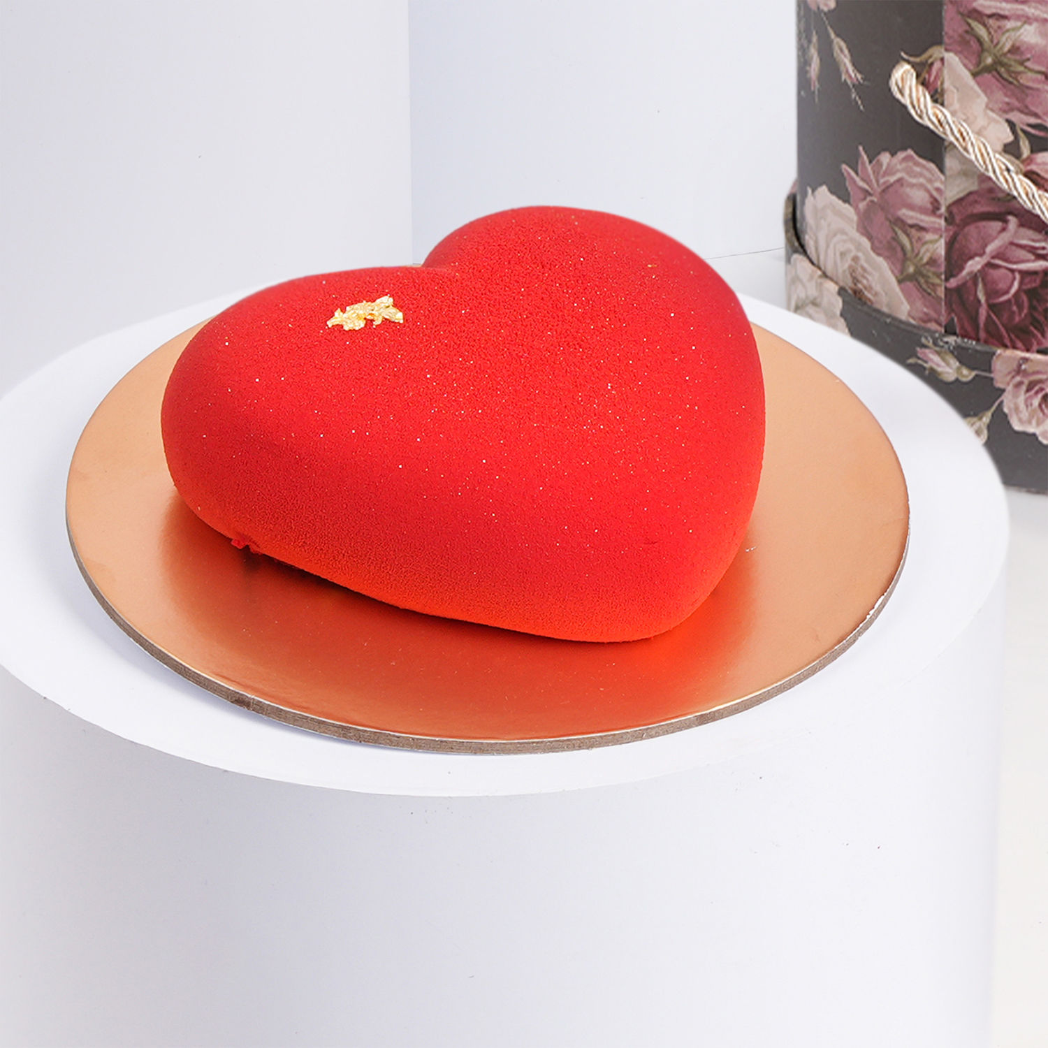 Order 7 Red 7 Pink Roses Arrangement With Cake Online | Same-Day ...