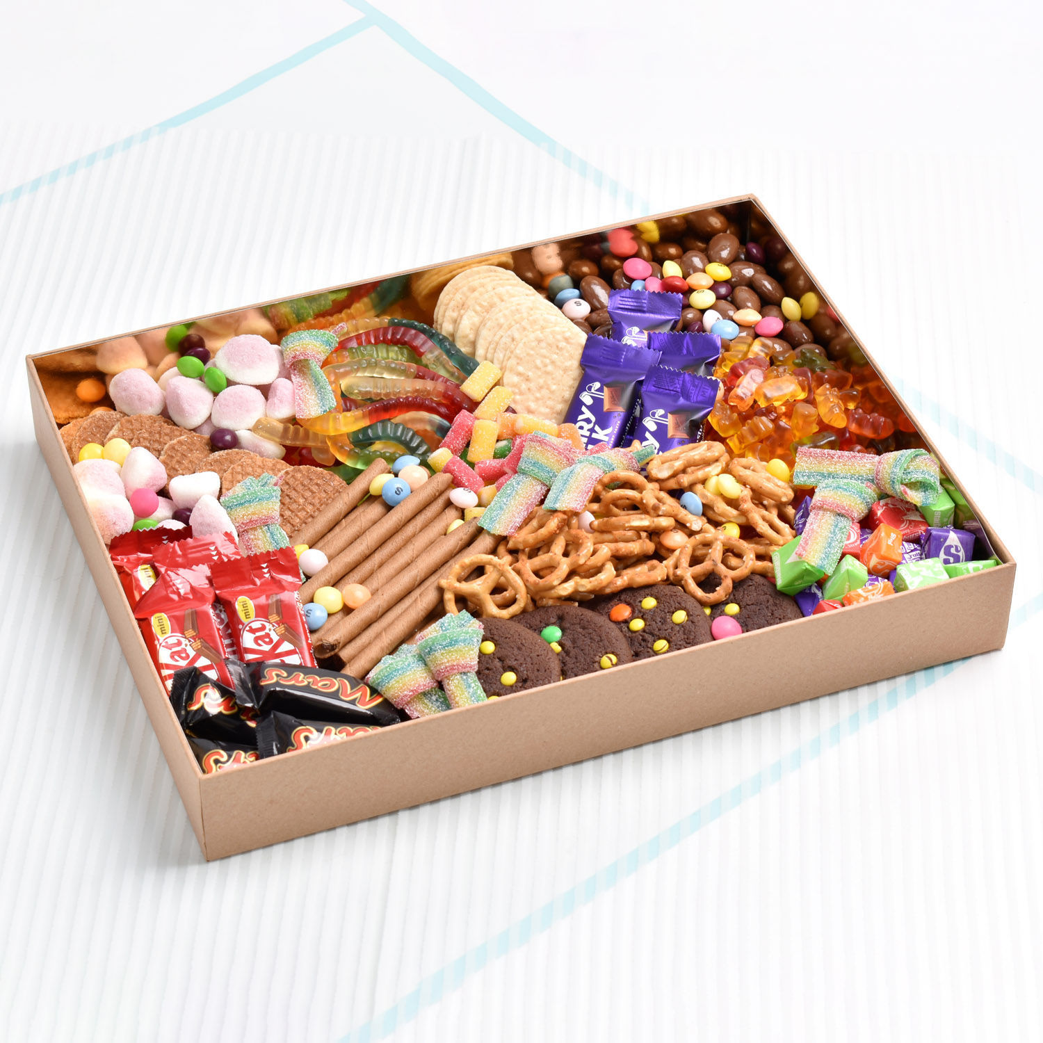 Order Munchies Snck Box Online | Same-Day Delivery UAE - Fnp.ae