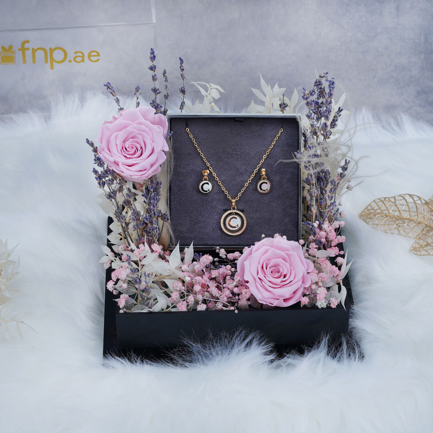 Order Cerruti 1881 Jewellery and Flowers Gift Set for Her Online | Same ...