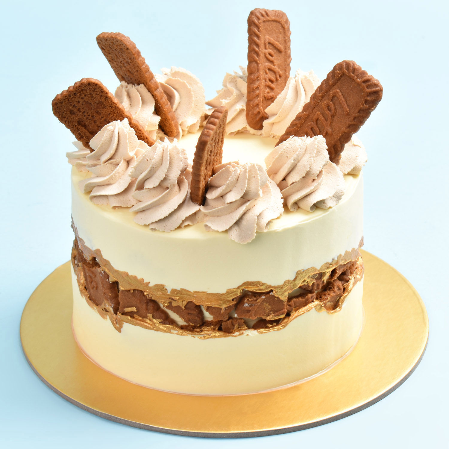 Order Delectable Lotus cake One Kg Online | Same-Day Delivery UAE - Fnp.ae