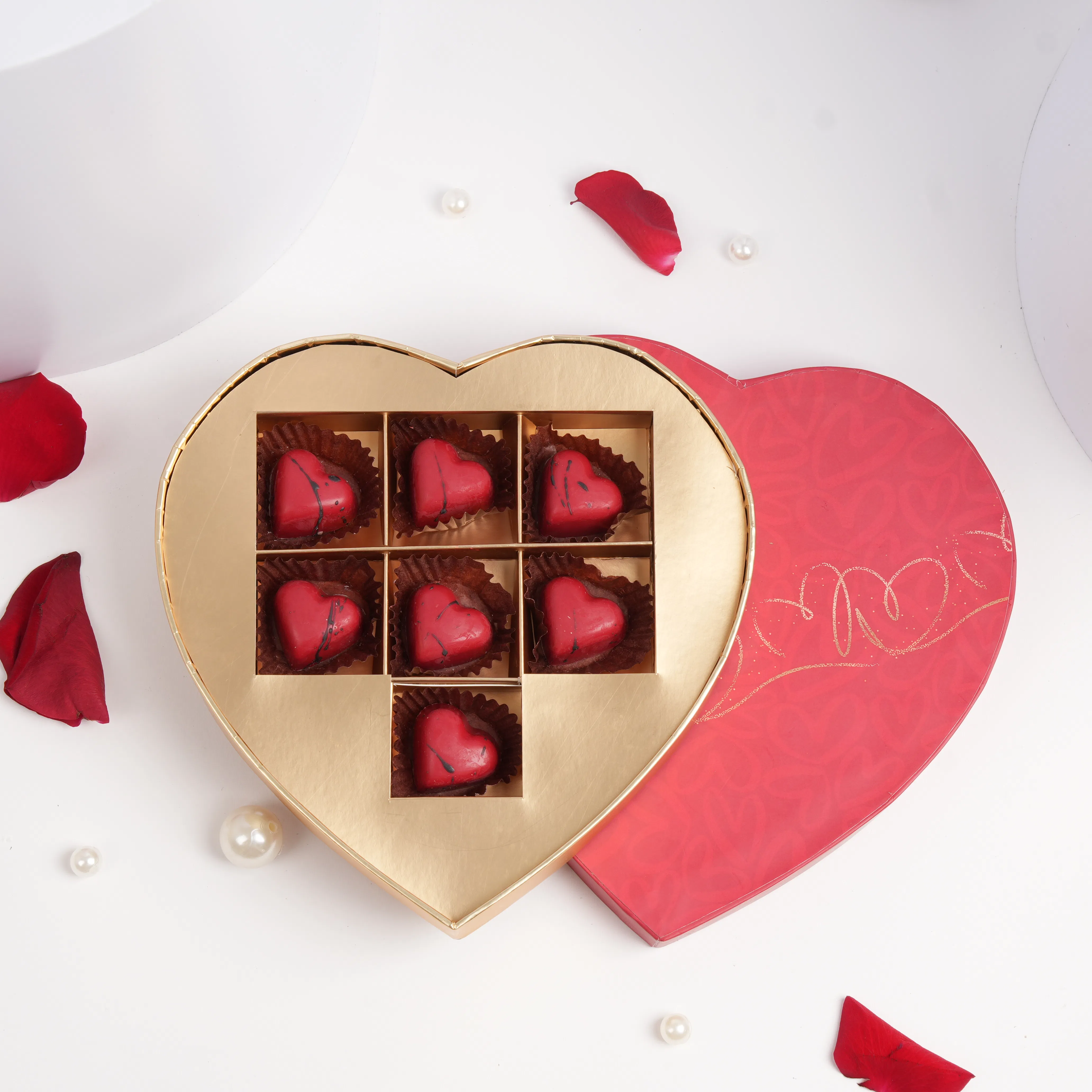 Online Chocolate in Heart shape Box Gift Delivery in UAE - FNP