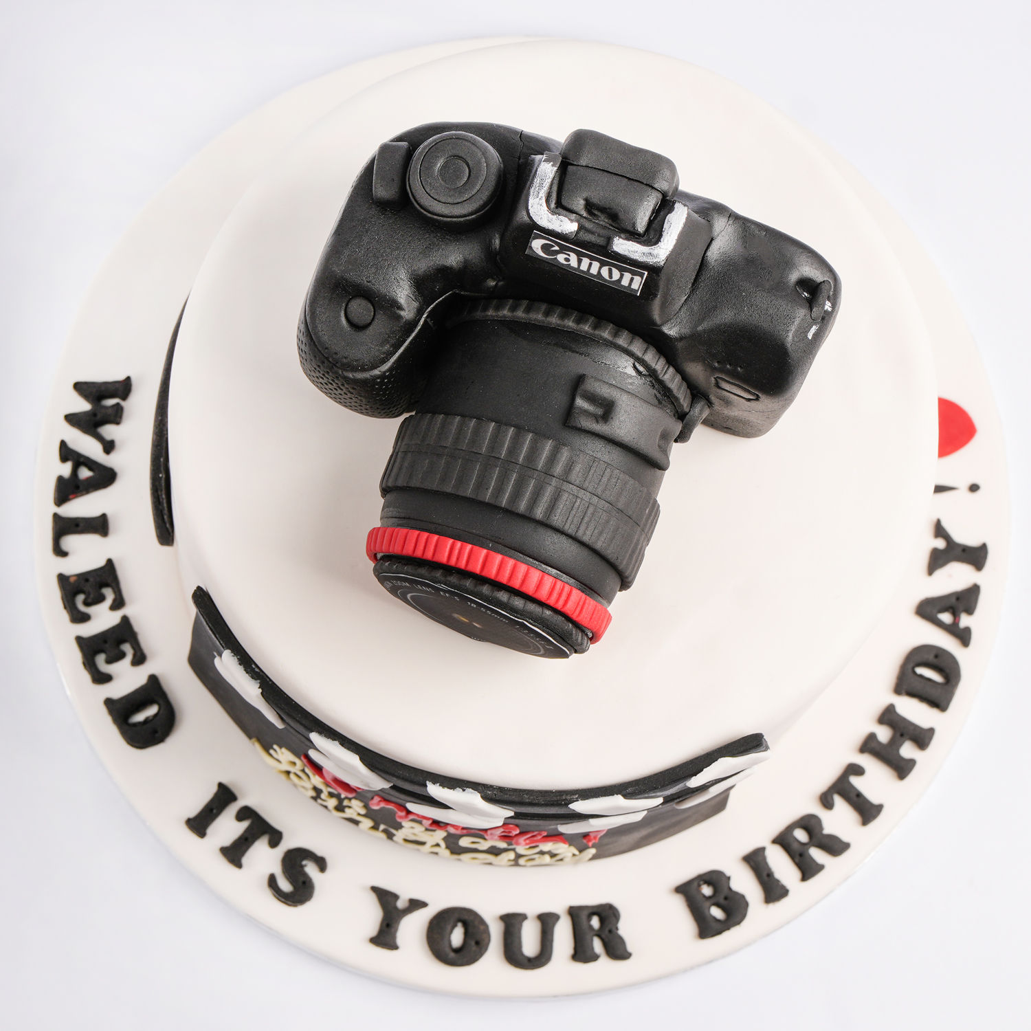 Order Fondant Camera Cake 2.5 kg Online | Same-Day Delivery UAE - Fnp.ae