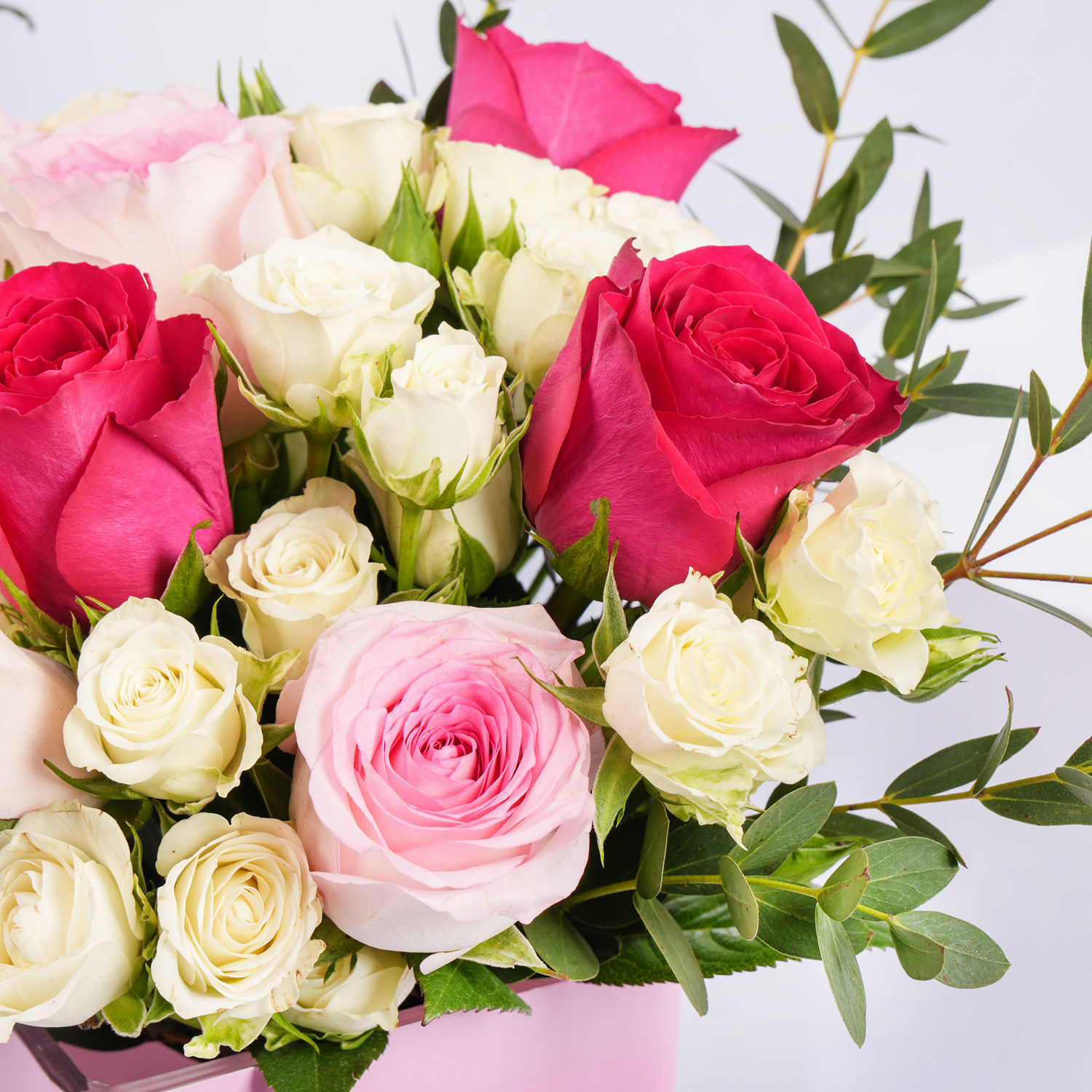 Order Wishing Wonder Women Flowers Online | Same-Day Delivery UAE - Fnp.ae