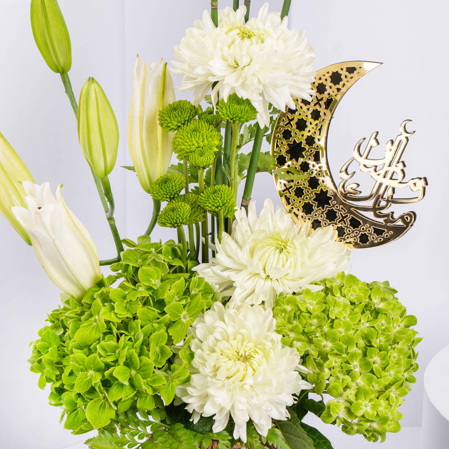 Order Hydrangea And Delistar Ramadan Flowers Vase Online | Same-Day ...