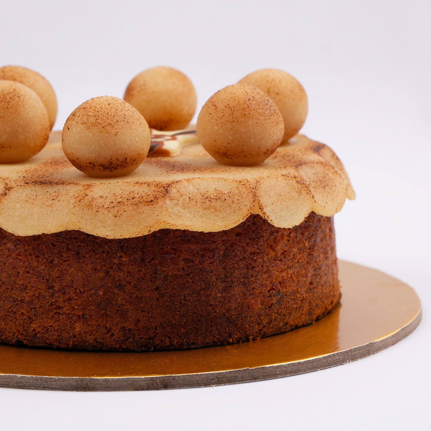 Order Easter Simnel Cake Half Kg Online | Same-Day Delivery UAE - Fnp.ae